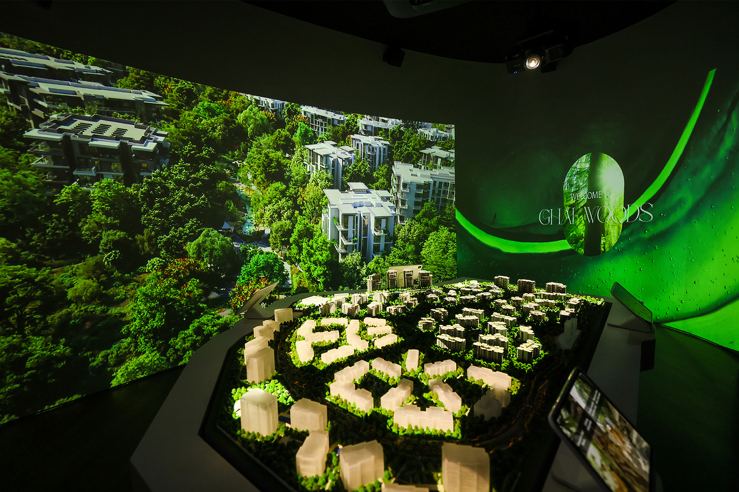 Gallery of Ghaf Woods Experience Center / AOE + STUDIOI - 15