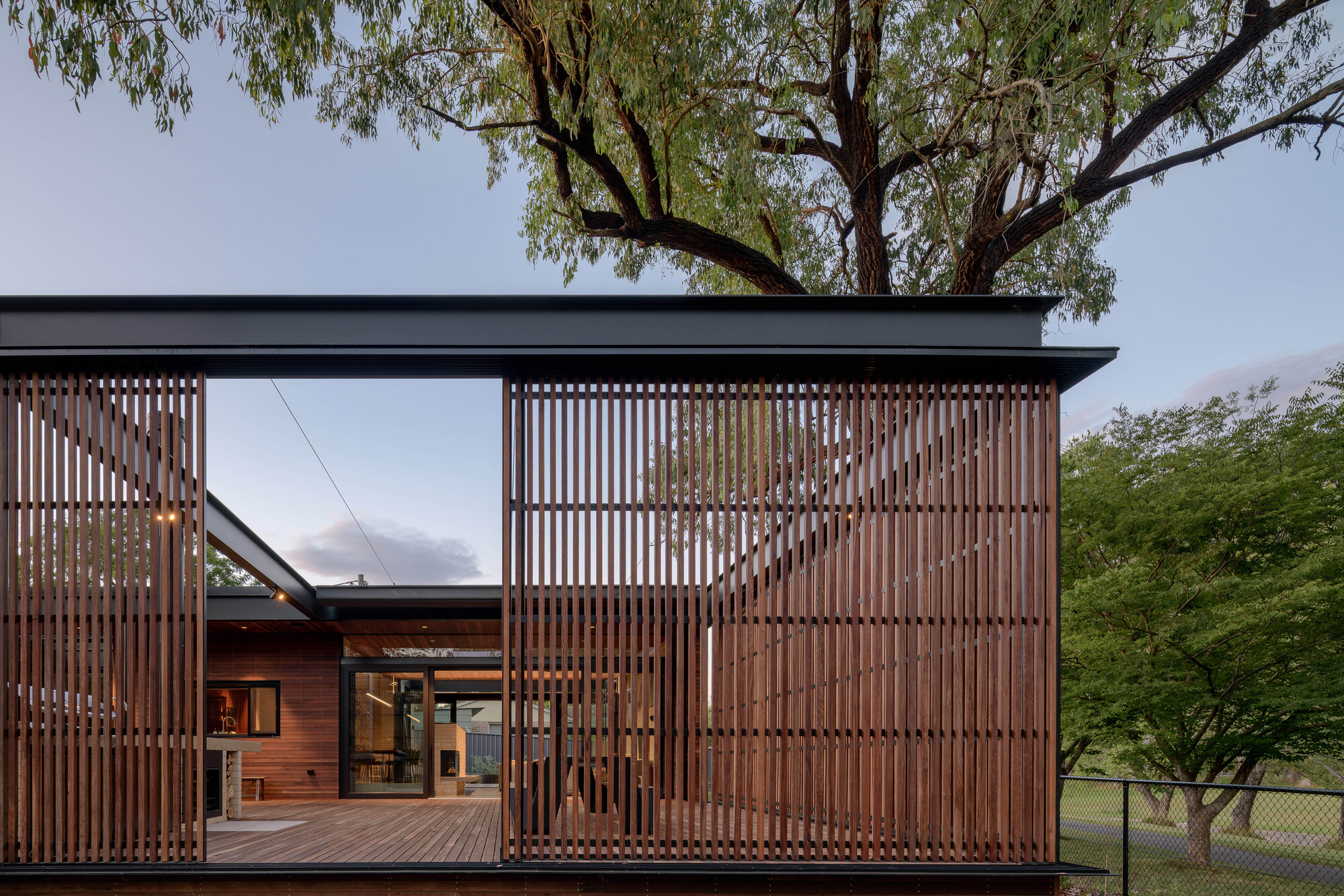 Gallery of Batten House / Ben Walker Architects - 3