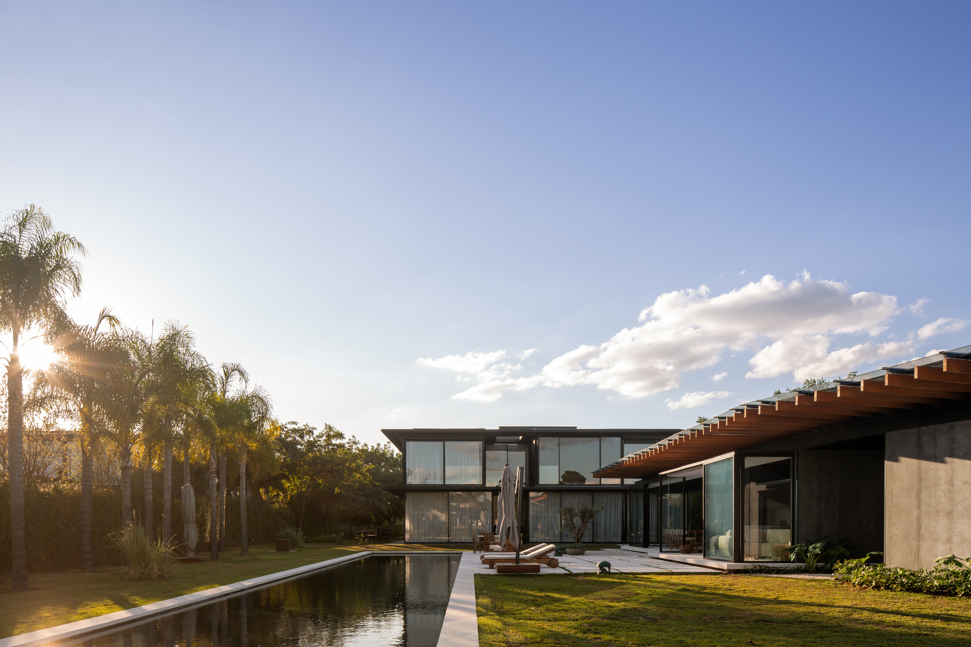 Galeria de Casa AC / Kiko Castello Branco Arquitetura + Lucas Cunha - 17