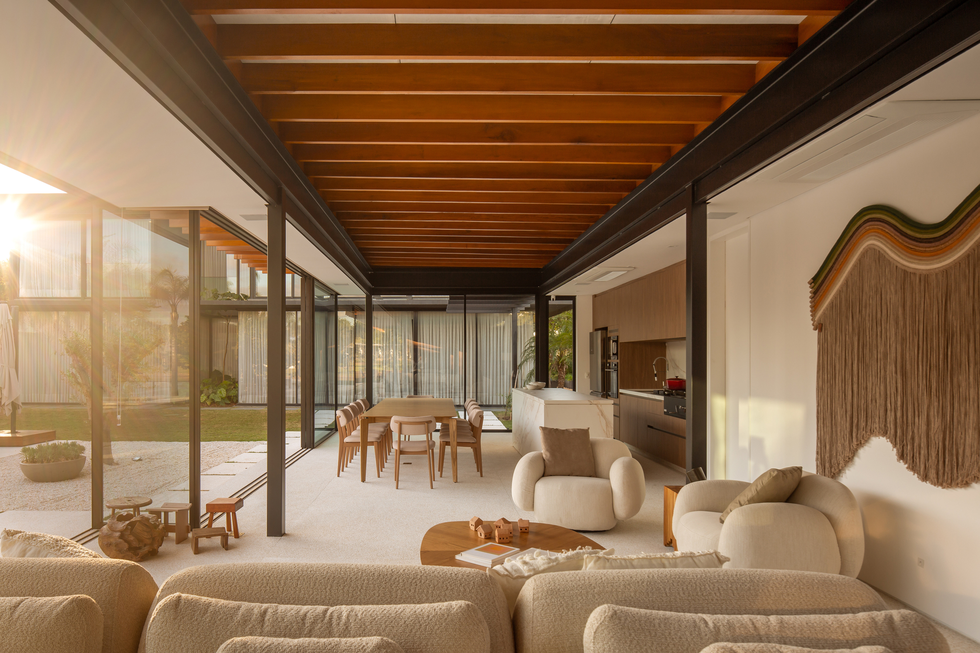 Galería de Casa AC / Kiko Castello Branco Arquitetura + Lucas Cunha - 3