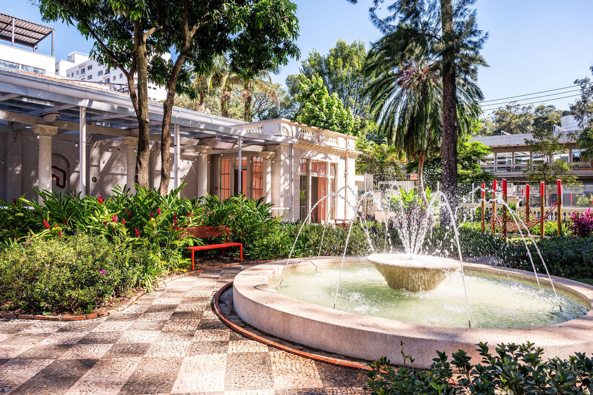 Gallery of Red House Ipiranga Bom Pastor / STUDIO DLUX + Licuri ...