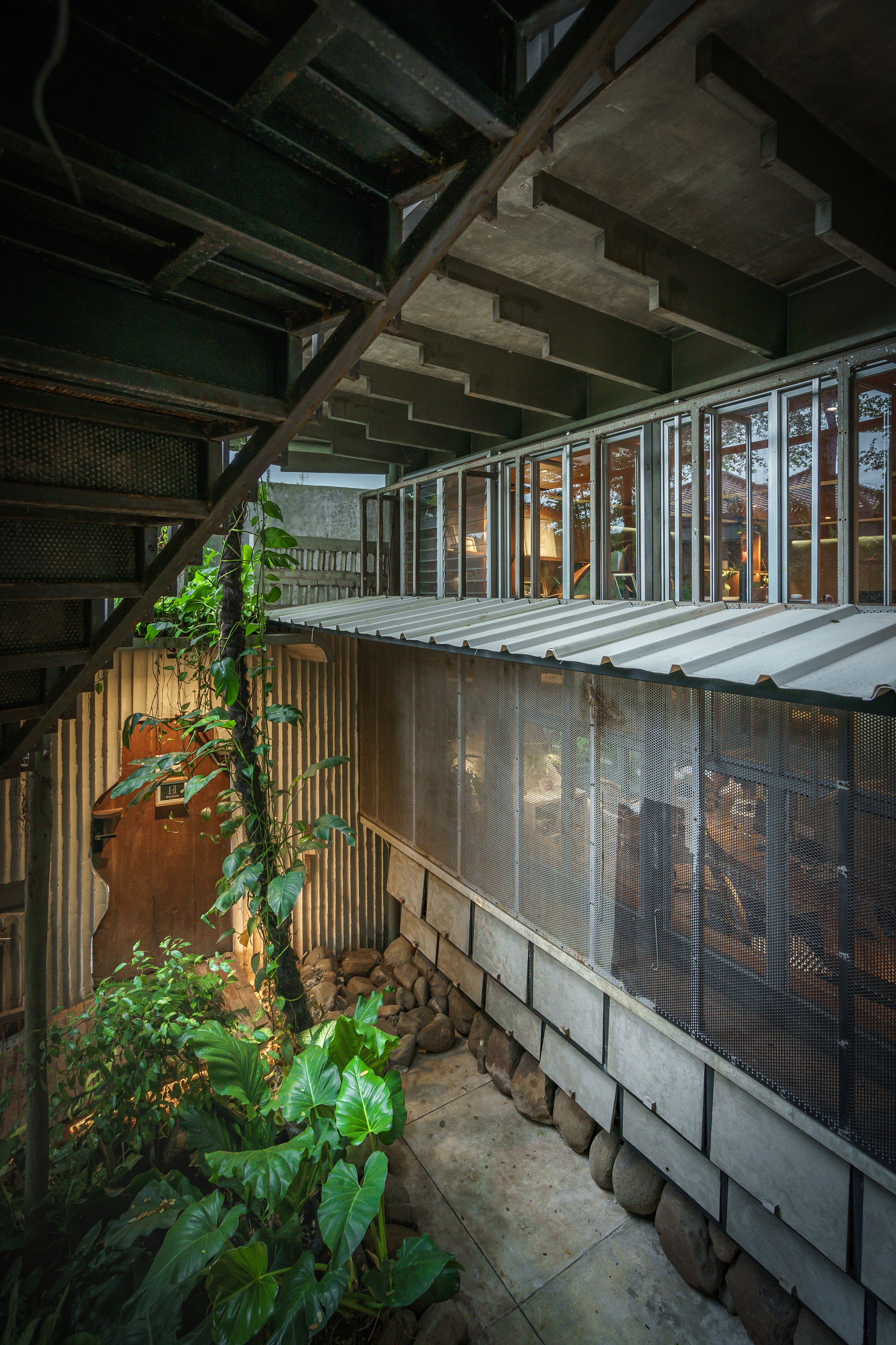 Gallery of Kampoong Guha / Realrich Architecture Workshop - 16