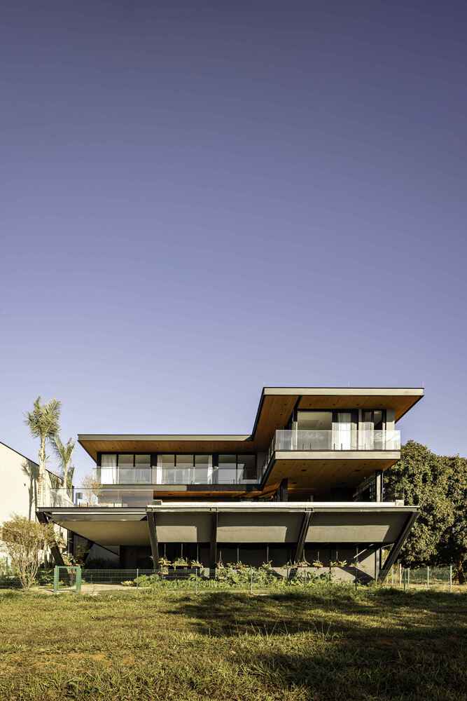 Gallery of Lake House / Dayala e Rafael arquitetos associados - 6