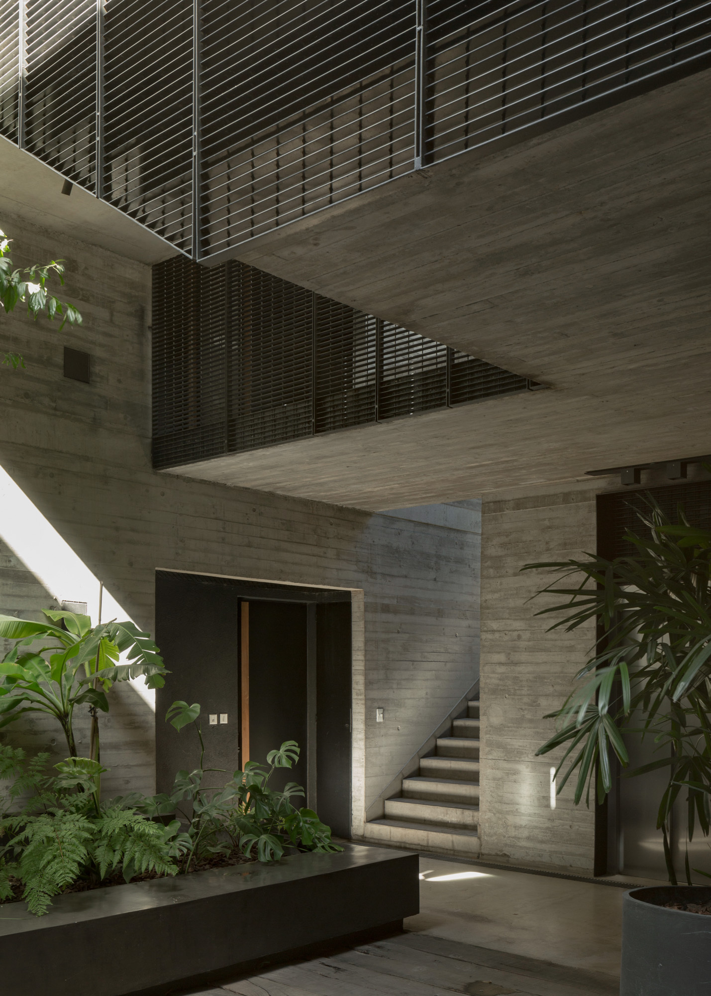 Gallery of Newbery Urban Homes / Dieguez Fridman - 15