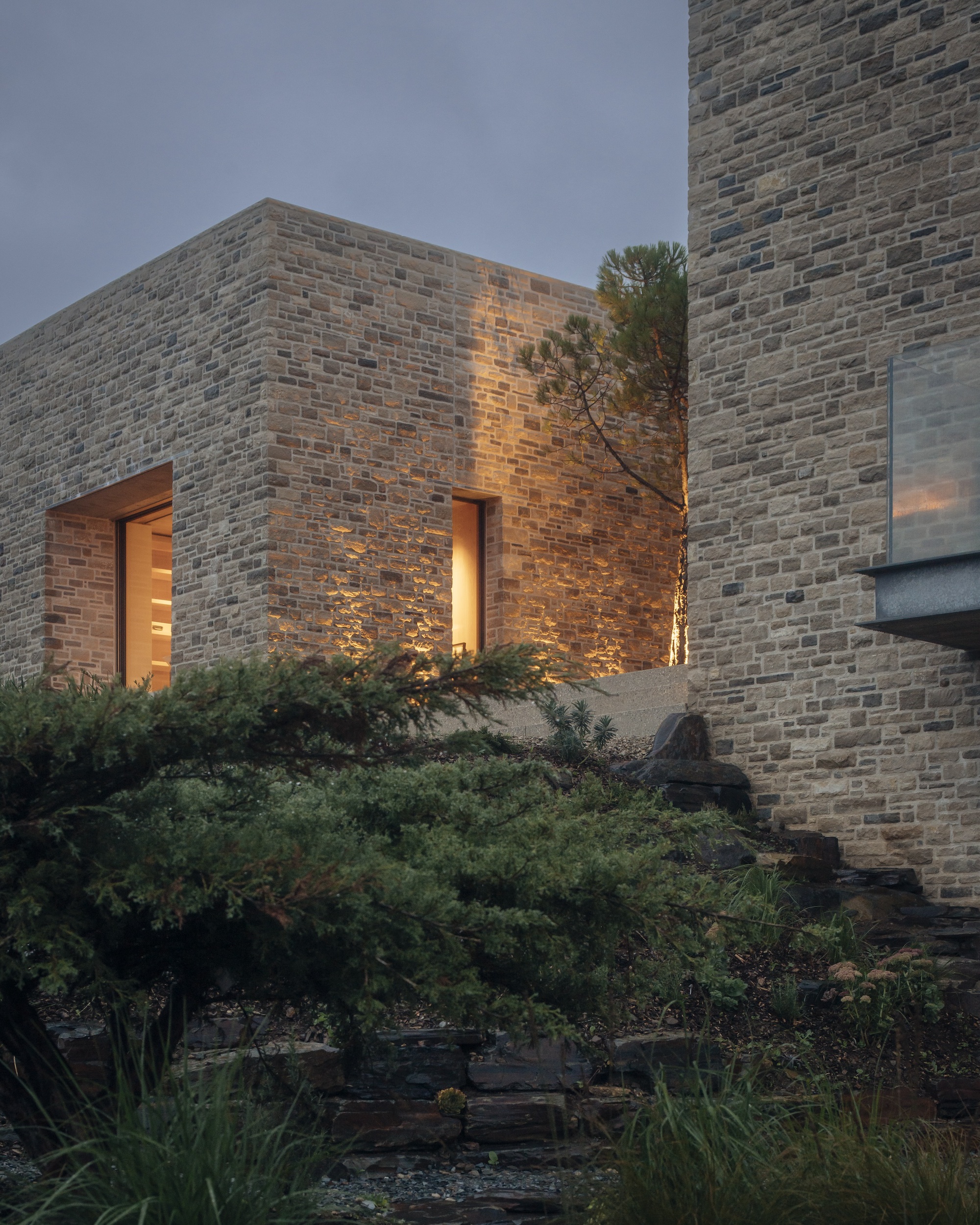 Gallery of Bay House / McLean Quinlan - 9