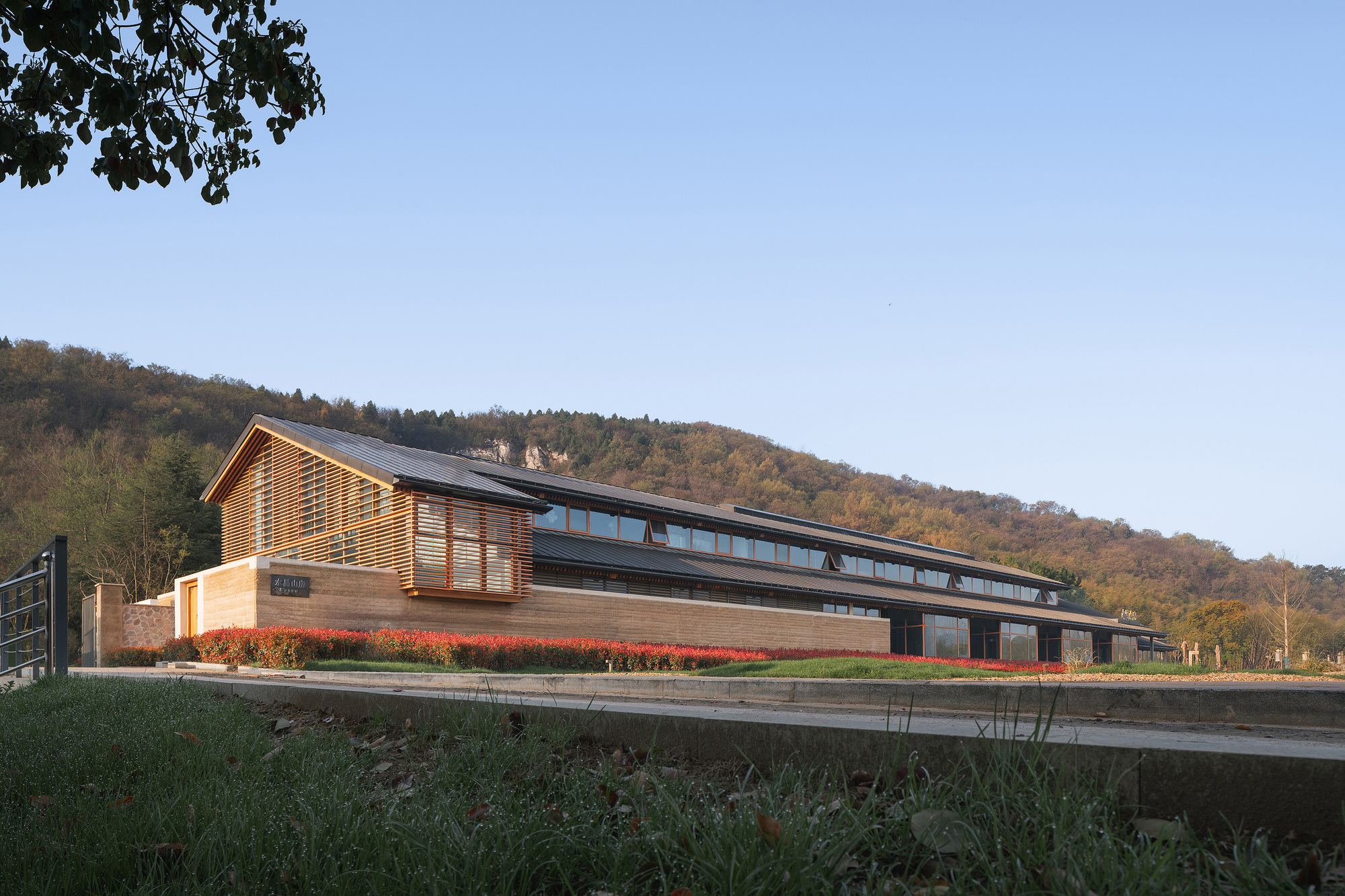 Gallery of Ancillary Facilities in the Tangshan Ape-man Cave Scenic ...