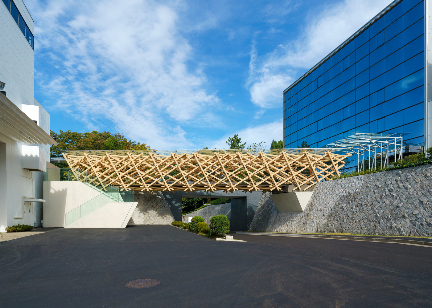 Gallery of Hybrid Craft: 5 Pedestrian Bridges Reimagining Natural ...