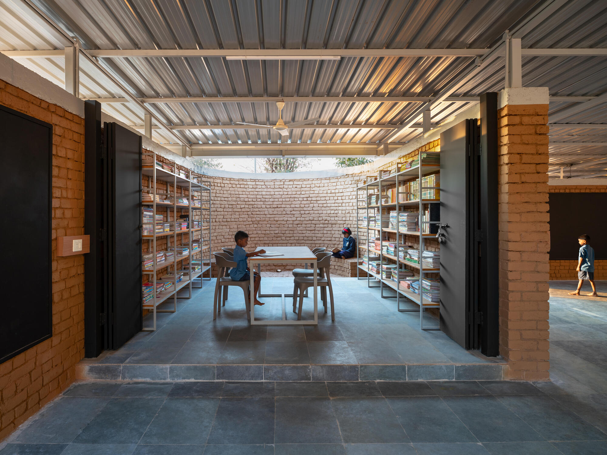 Gallery of Hiwali School / pk_iNCEPTiON - 13