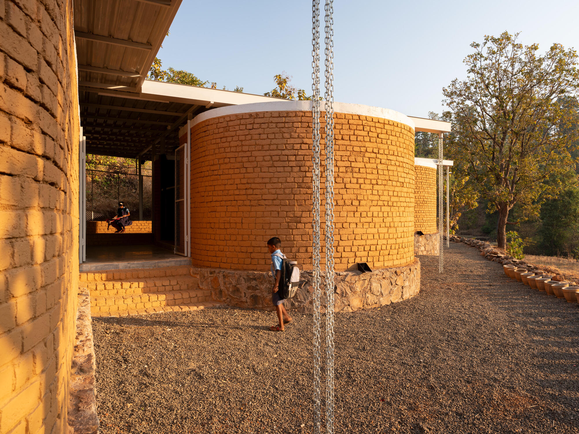 Galería de Colegio Hiwali / pk_iNCEPTiON - 15