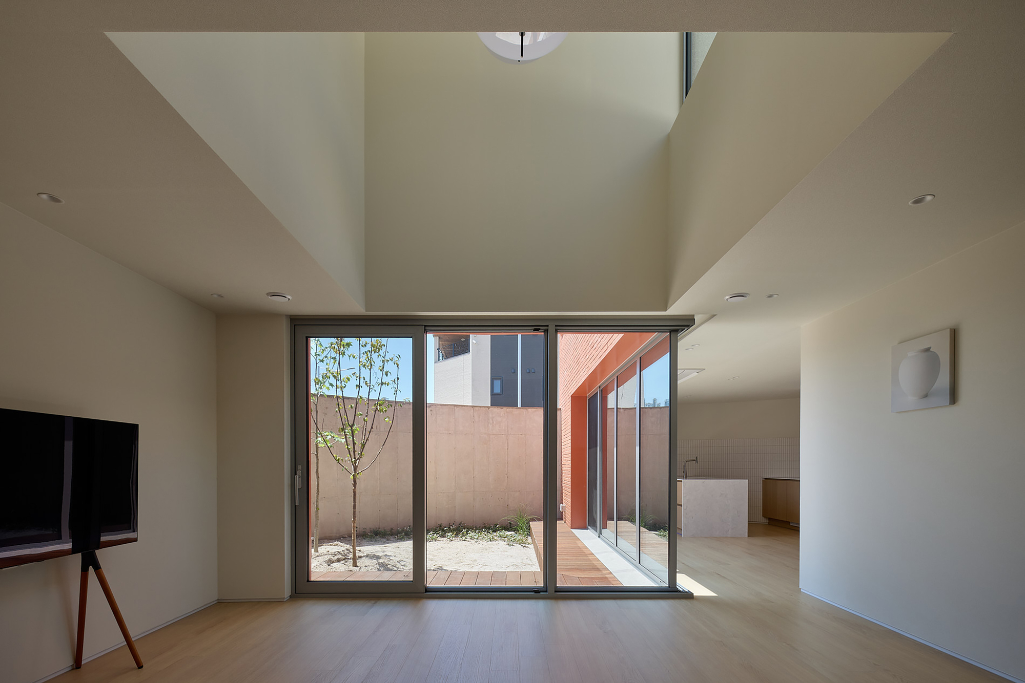 Galeria de Casa C104-9 / AEA_Atelier Espace Architectes - 4