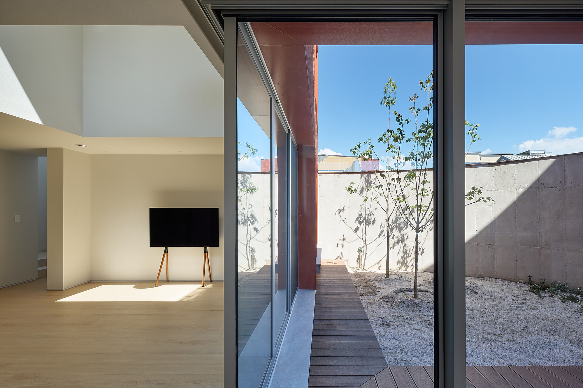 Gallery of C104-9 House / AEA_Atelier Espace Architectes - 11