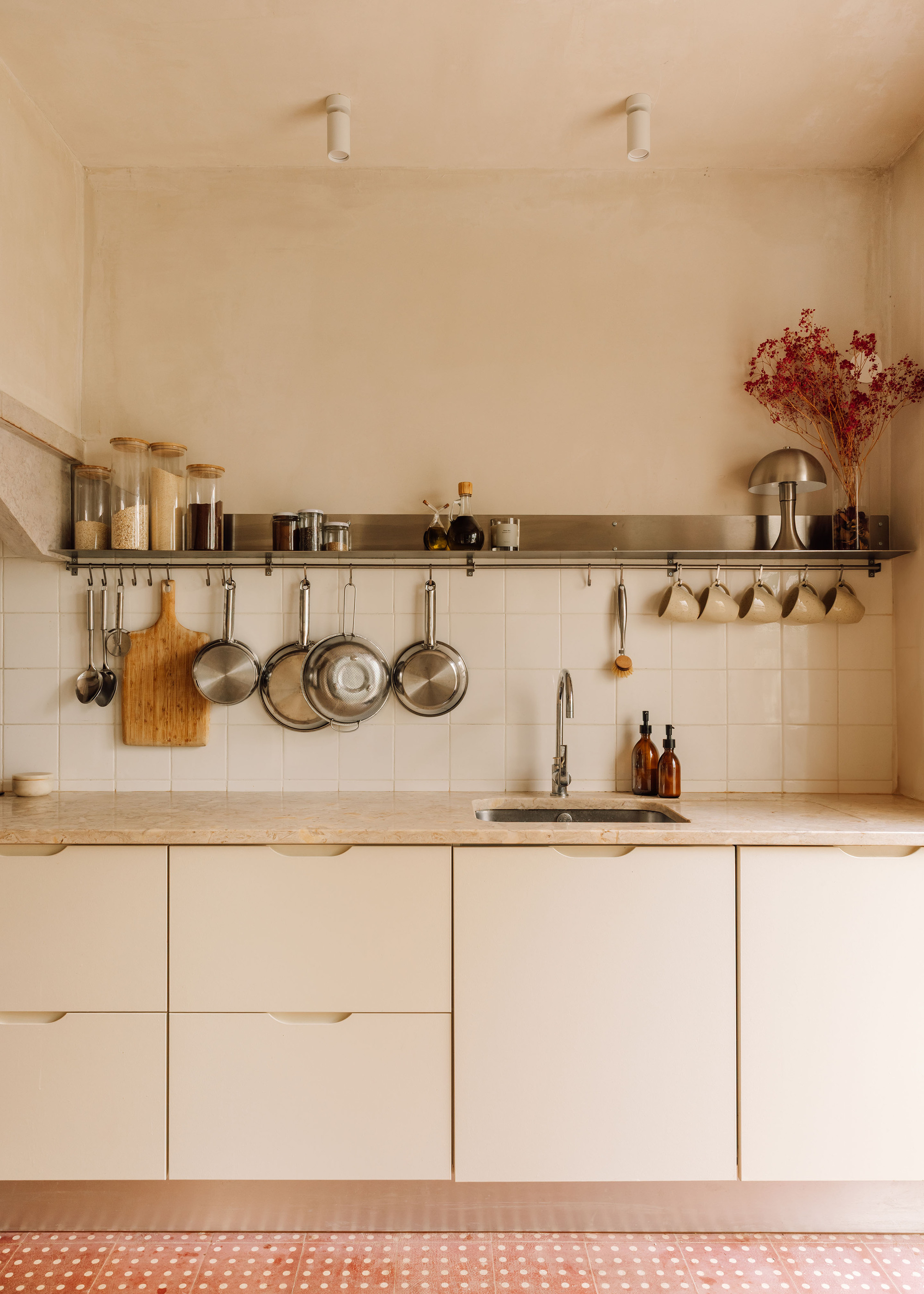 Gallery of Shop to Flat / Jose-studio - 12