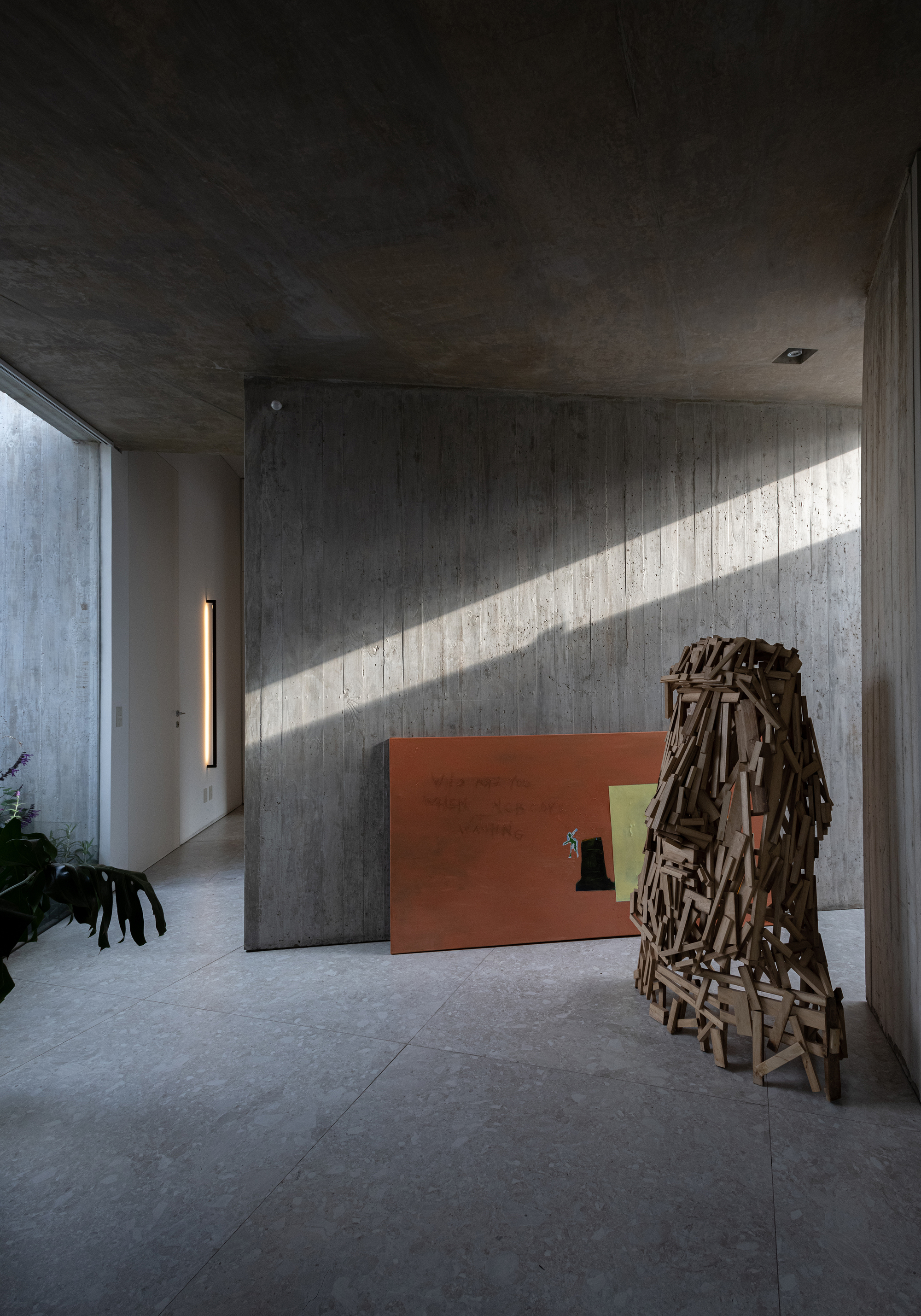 Gallery of Providence House / MMCV - 2