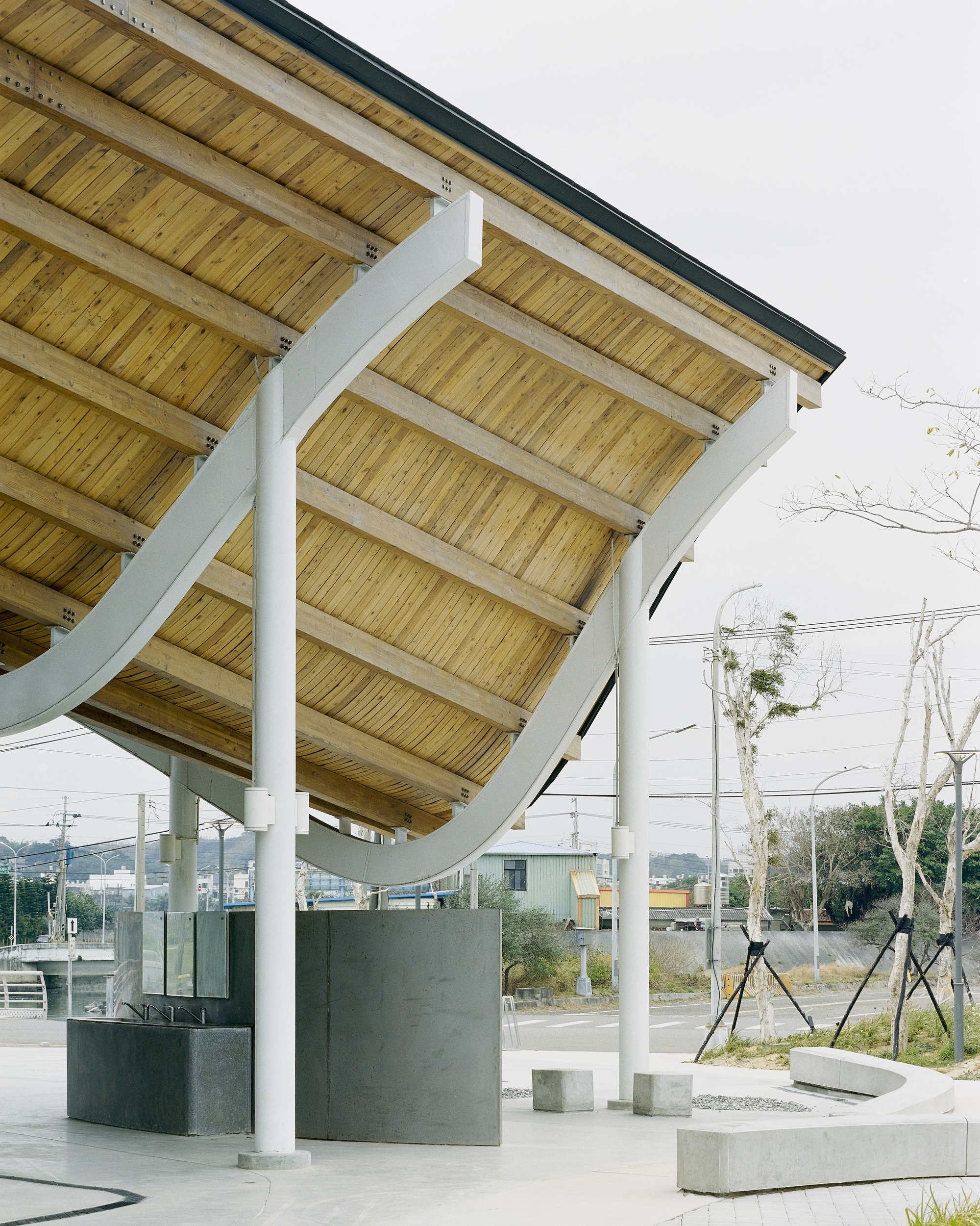 Gallery of Harbourside Canopy / B+P Architects - 17
