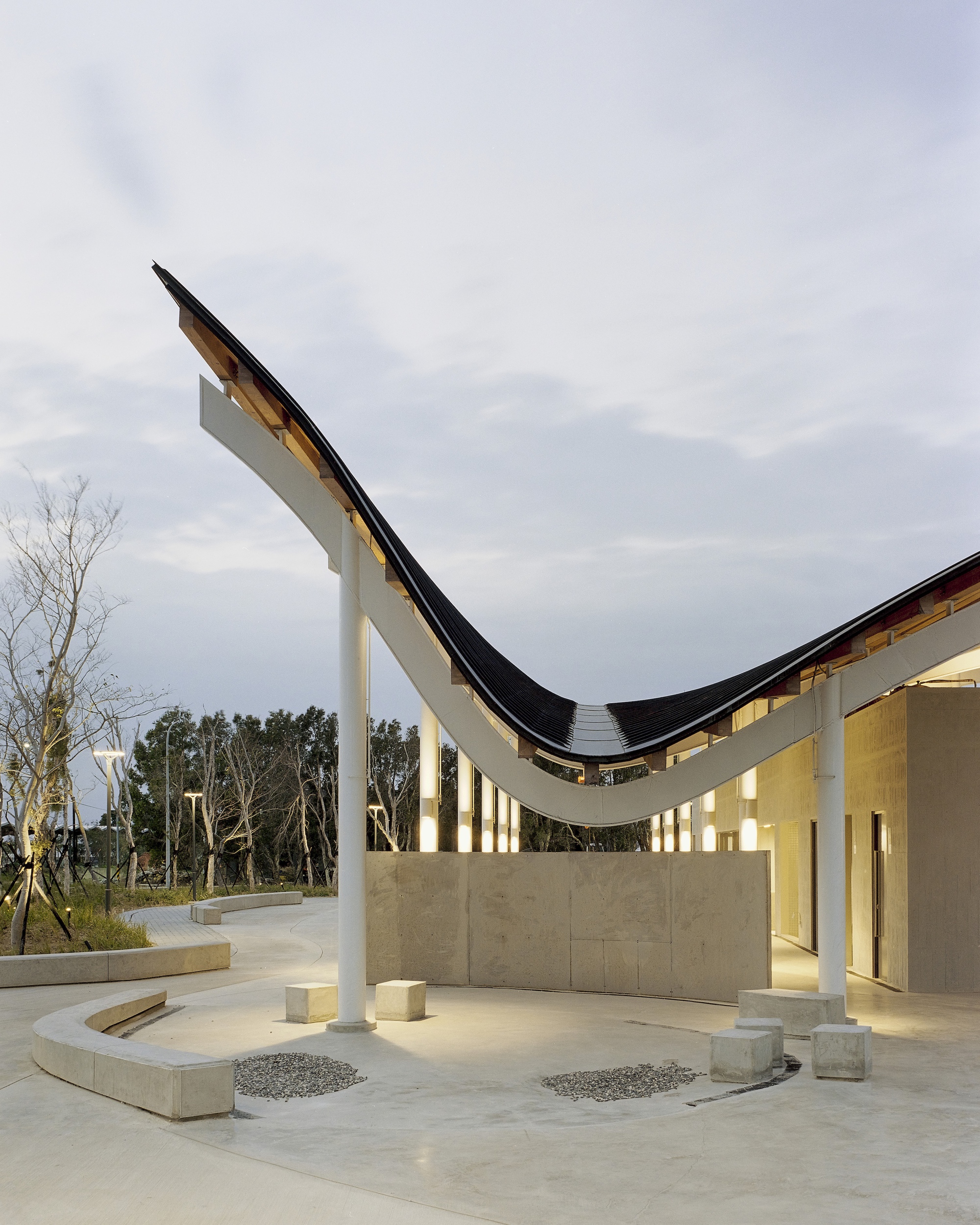 Gallery of Harbourside Canopy / B+P Architects - 34