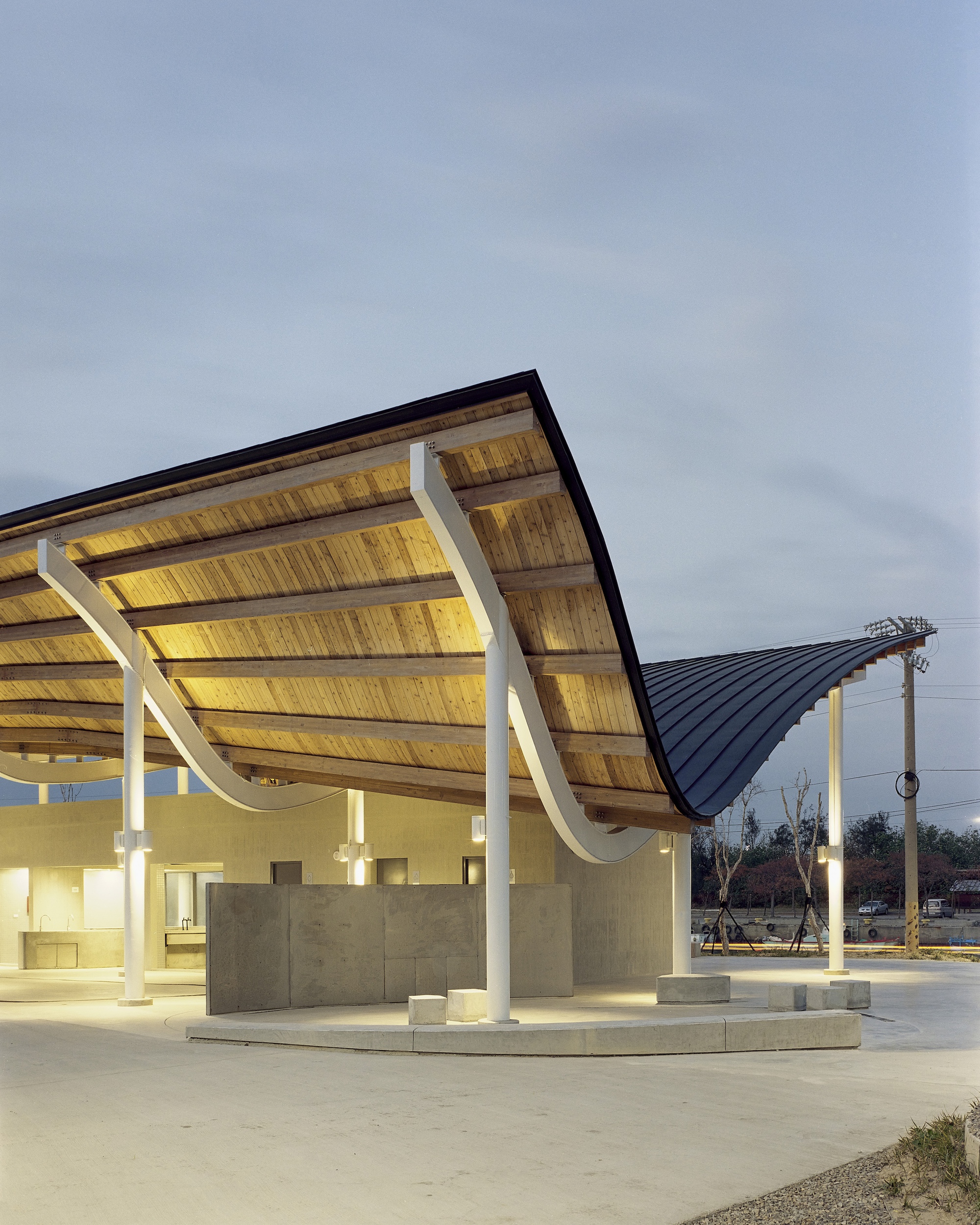 Gallery of Harbourside Canopy / B+P Architects - 35