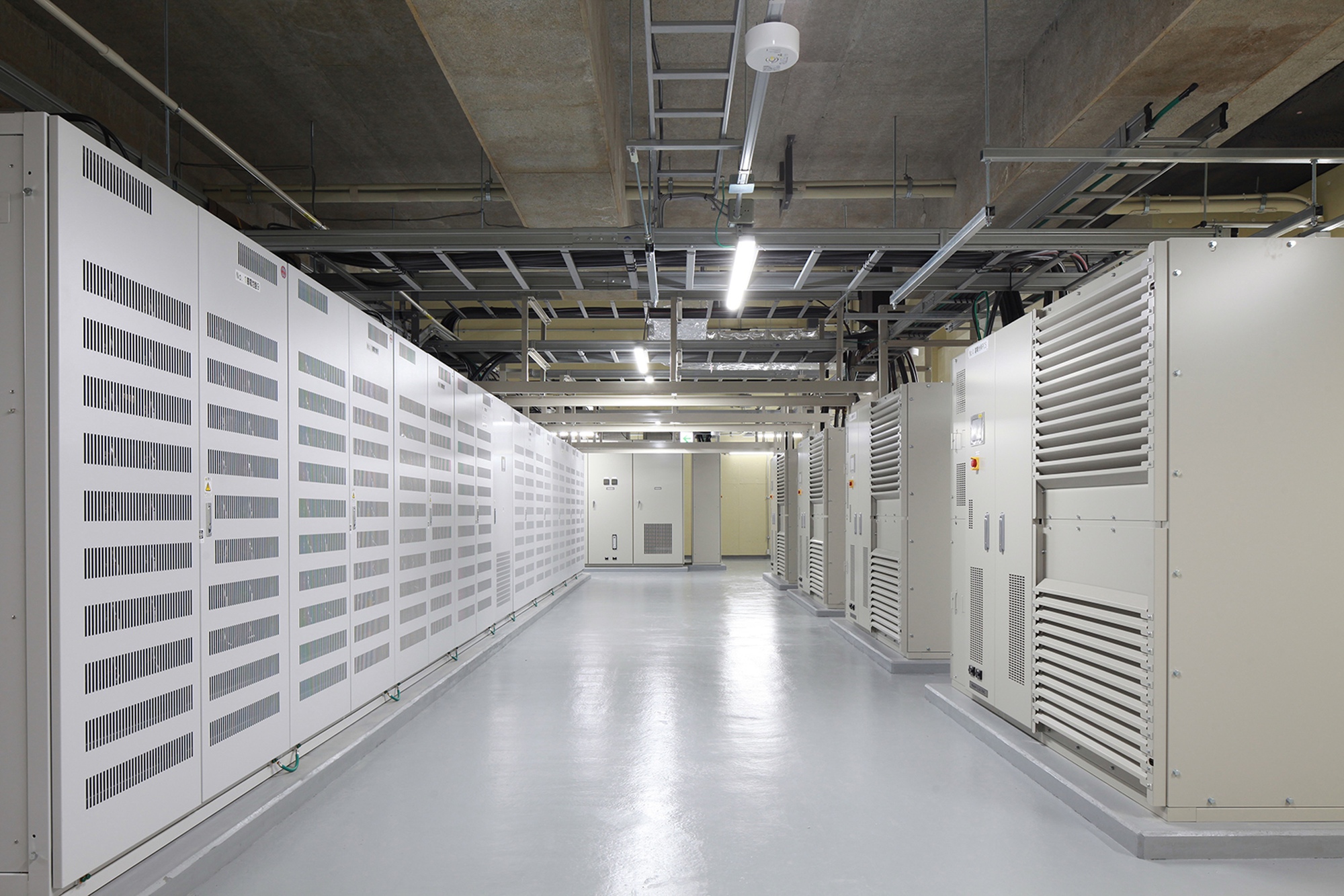 Gallery of Zero Emission Data Center ISHIKARI (ZED ISHIKARI) / TAISEI ...