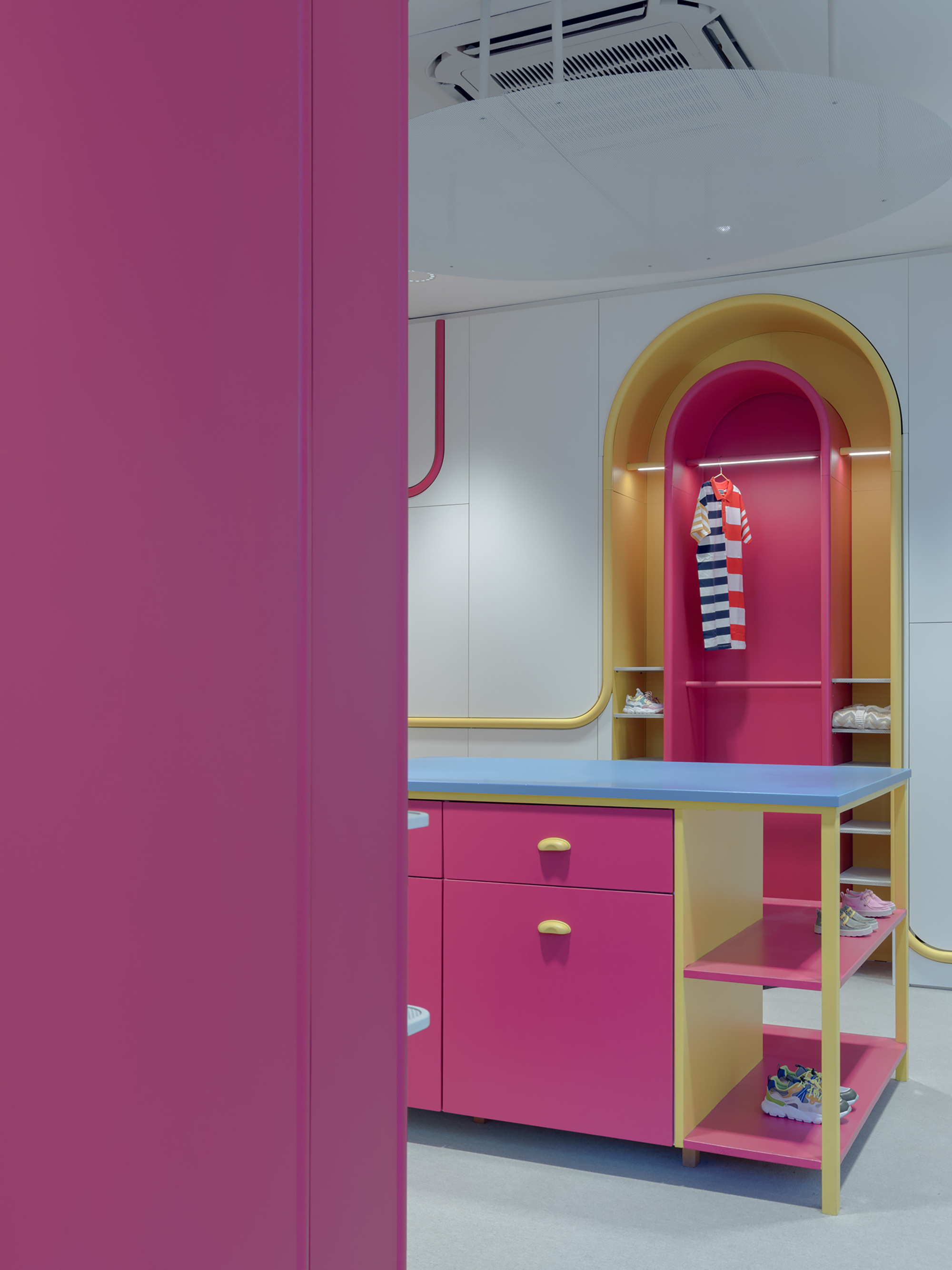 Gallery of Zoii Kids Retail Space / Architettura Tommasi - 5