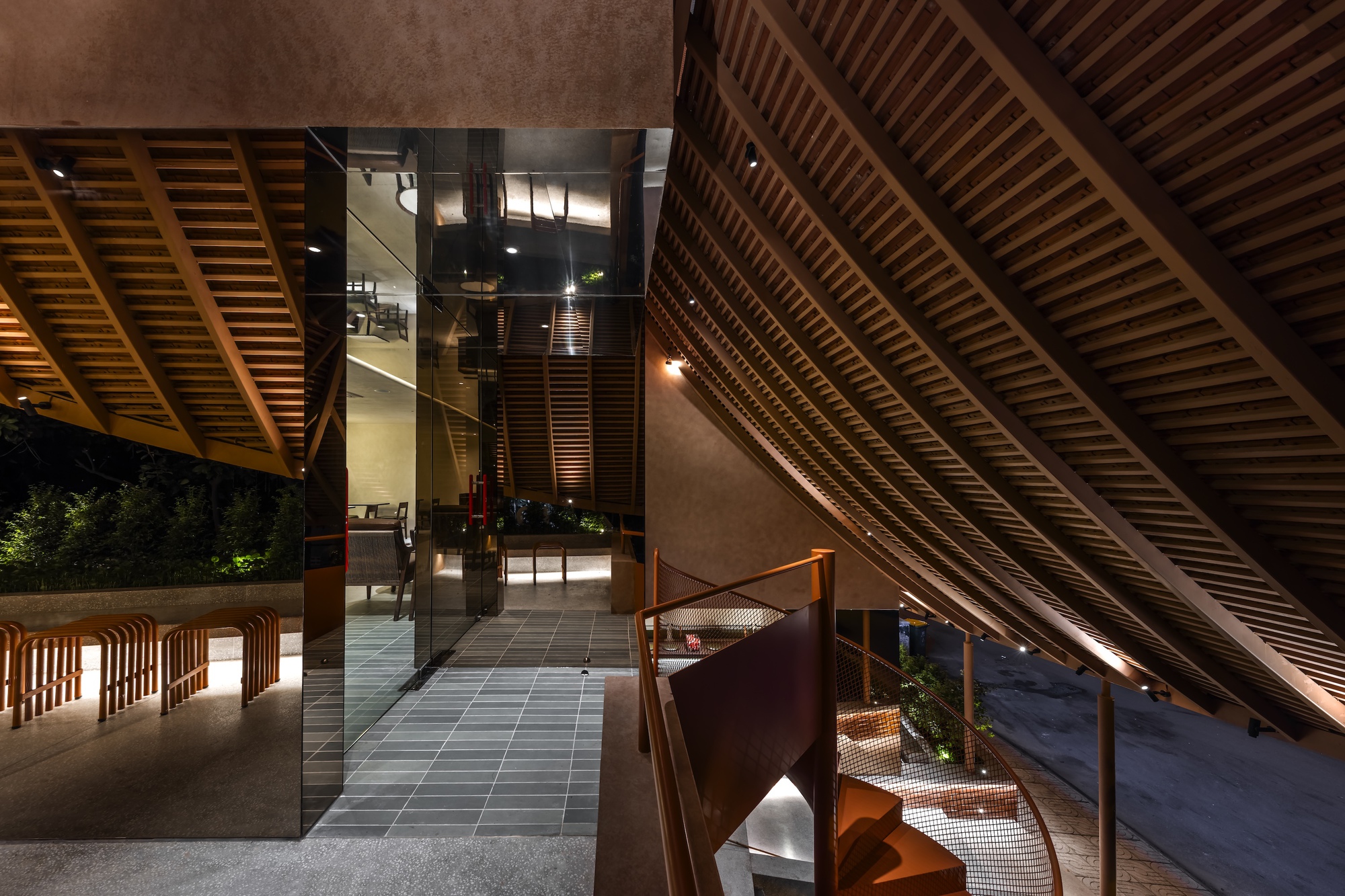 画廊 CHUK 遗址咖啡馆 / 6717 Studio - 33