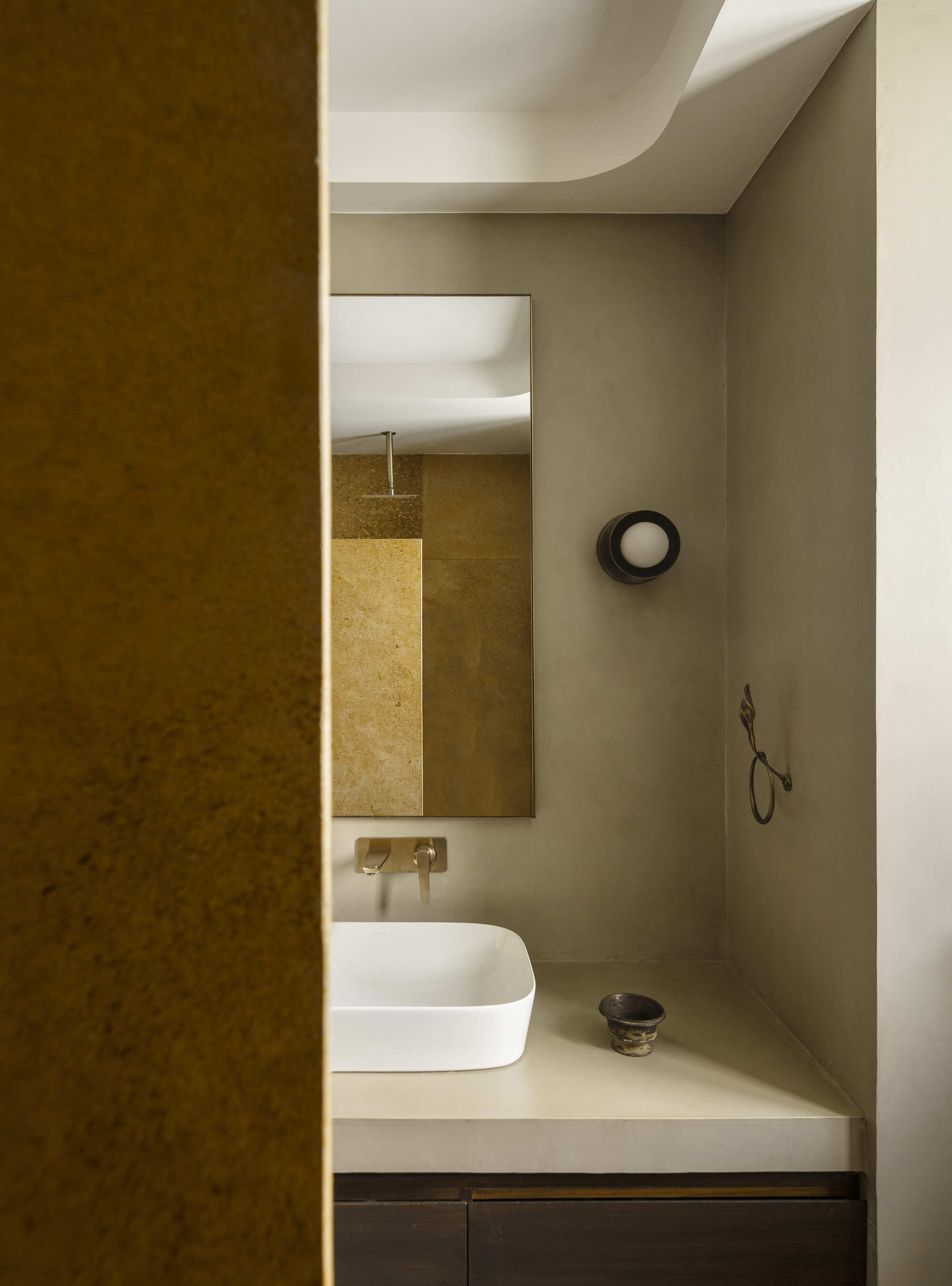 Gallery of Transformation House / Studio Juggernaut - 14