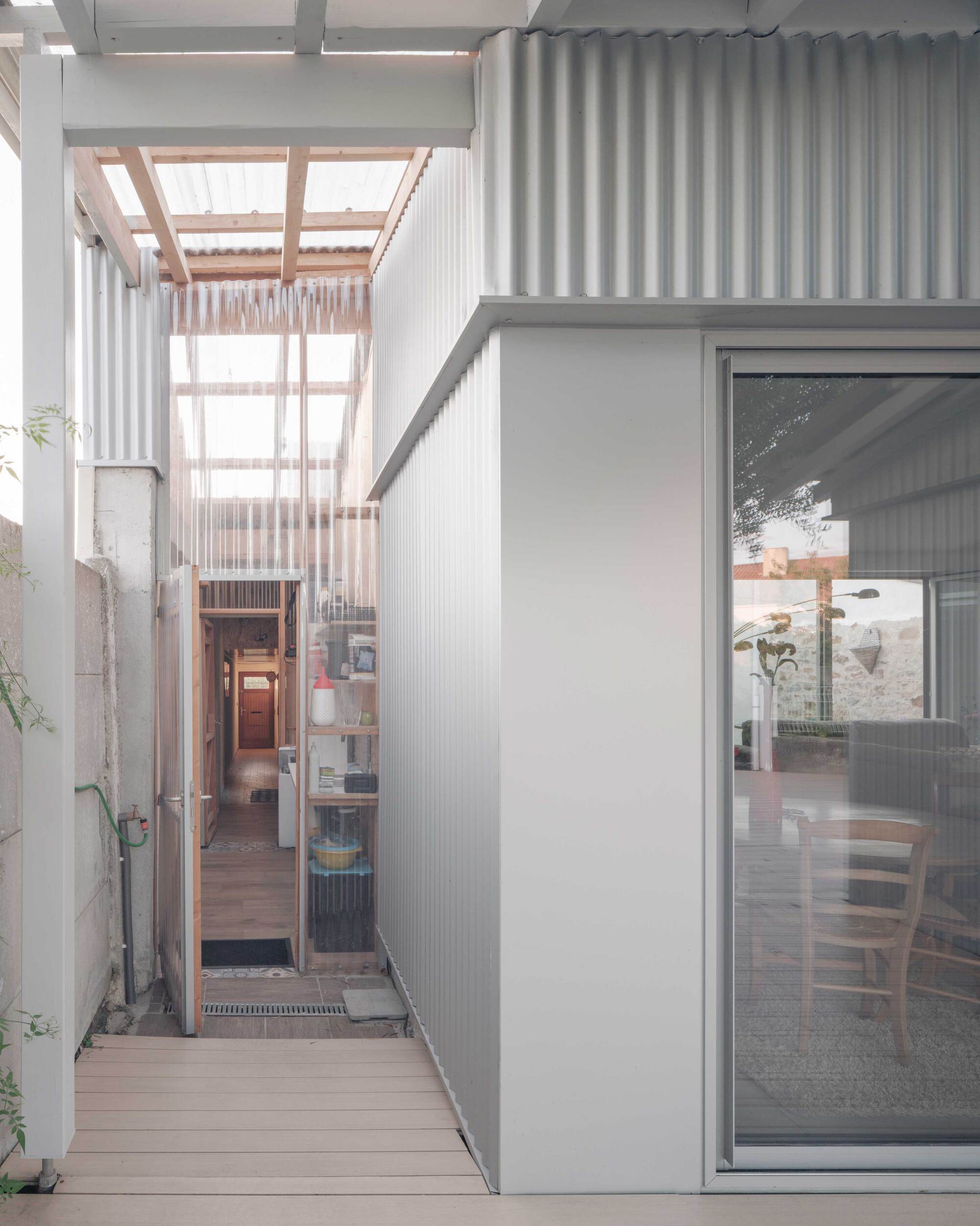 Gallery of House SD / Atelier Ose Architecture - 3