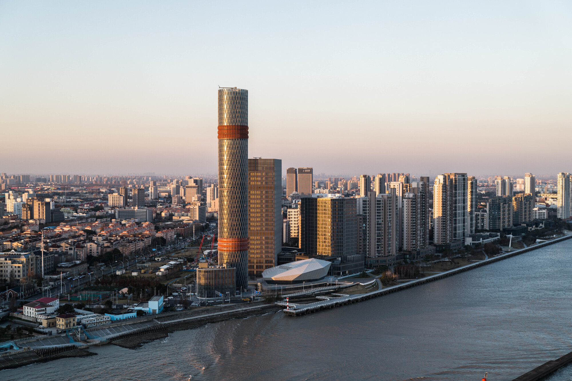 画廊 宝山长滩风塔综合体 / DLR Group - 6
