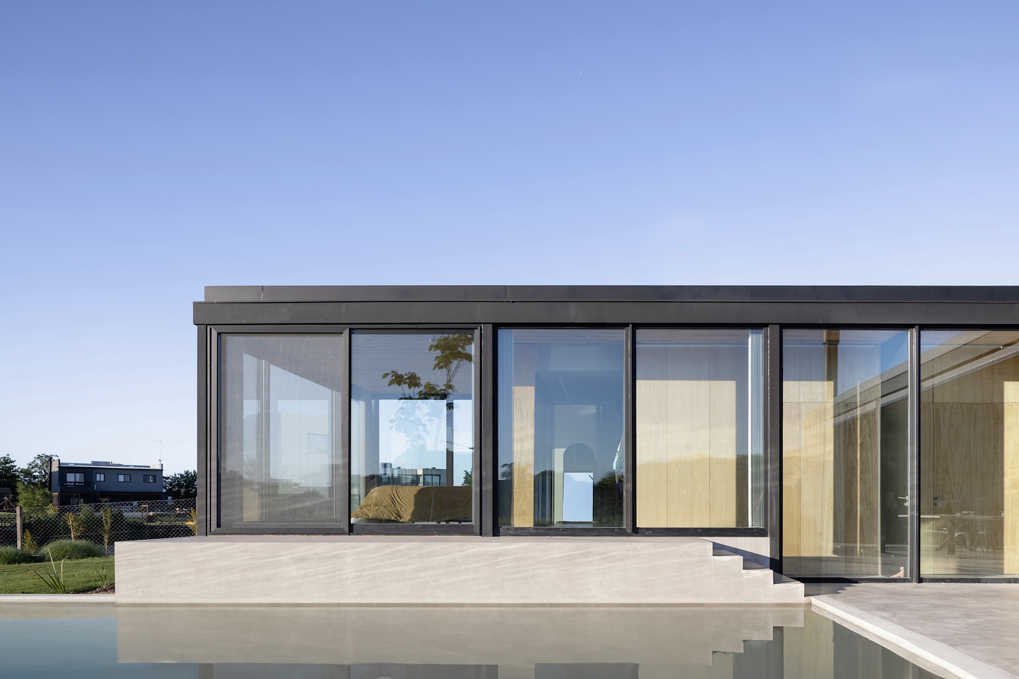 Gallery of House in Escobar / Pedro Ignacio Yáñez + Guayra - 9