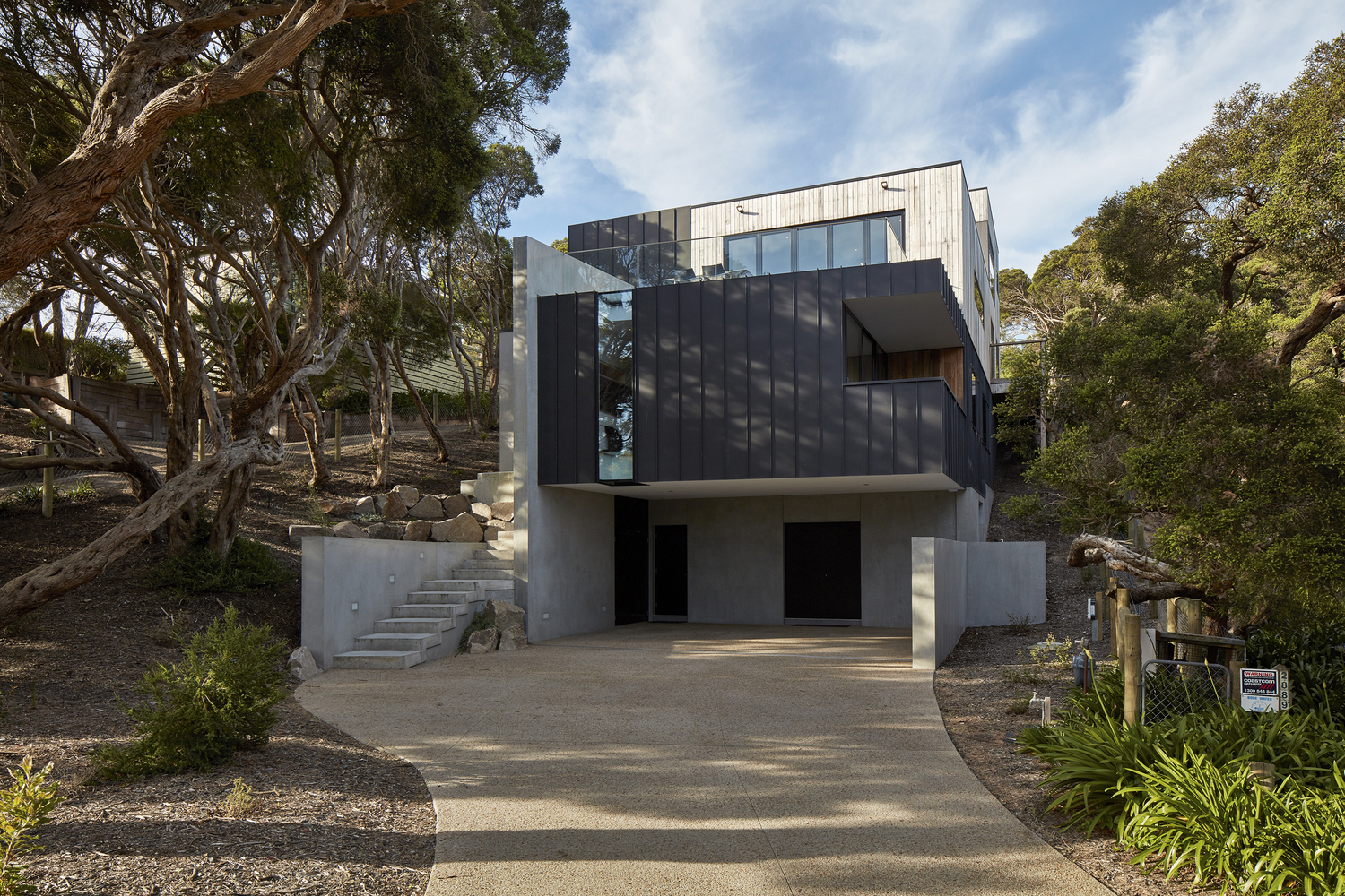 Gallery of Elemental Shores in the Asia-Pacific: Concrete Recasts the ...
