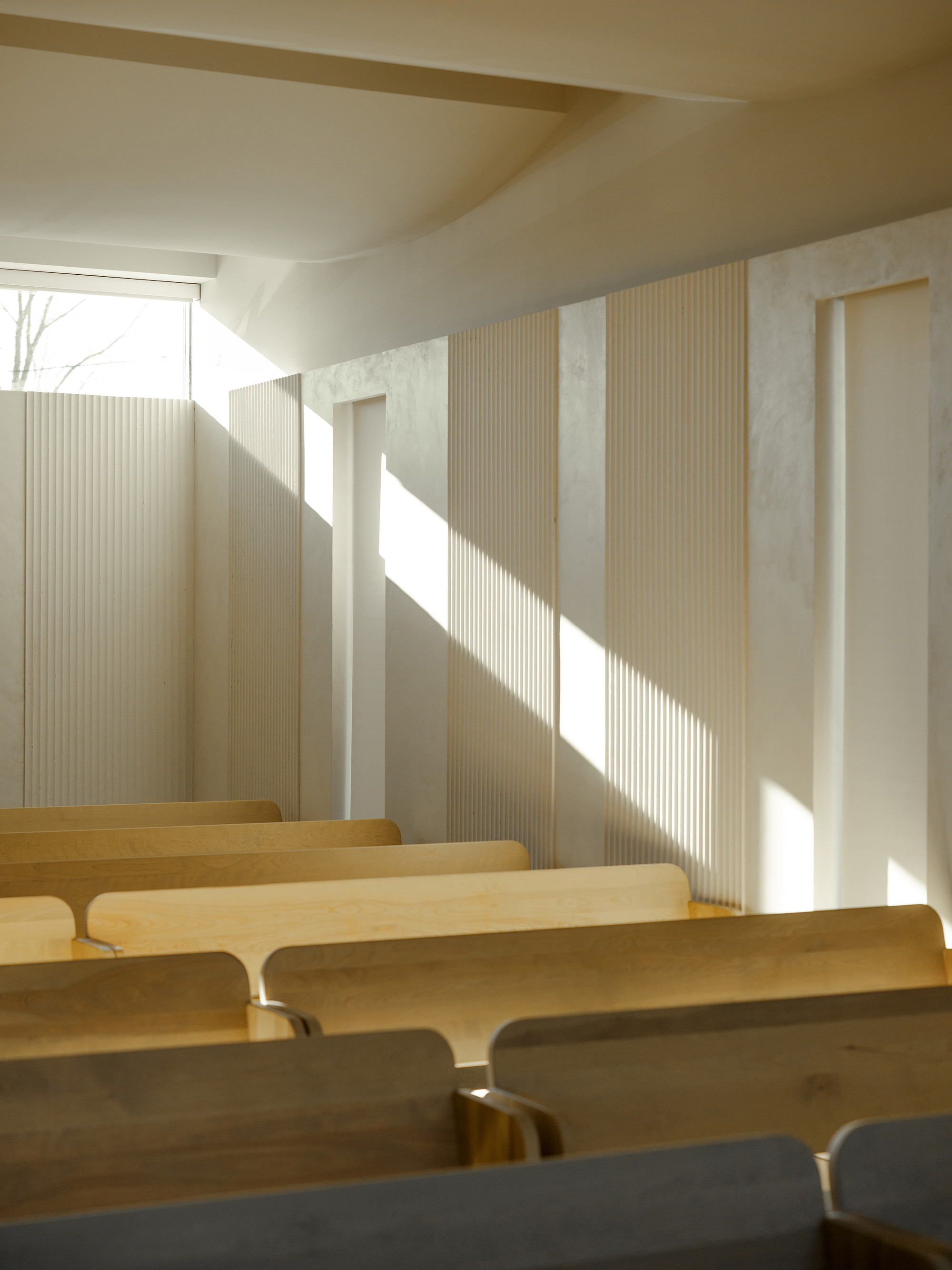 Galeria de Capela Mortuária La Seigneurie / ultralocal architectes - 18
