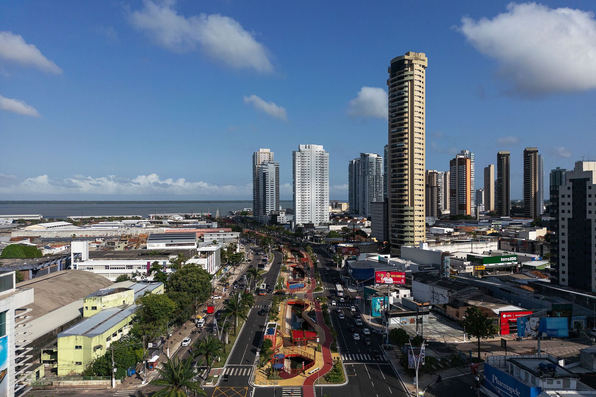 Gallery of Doca Linear Park / Natureza Urbana - 17