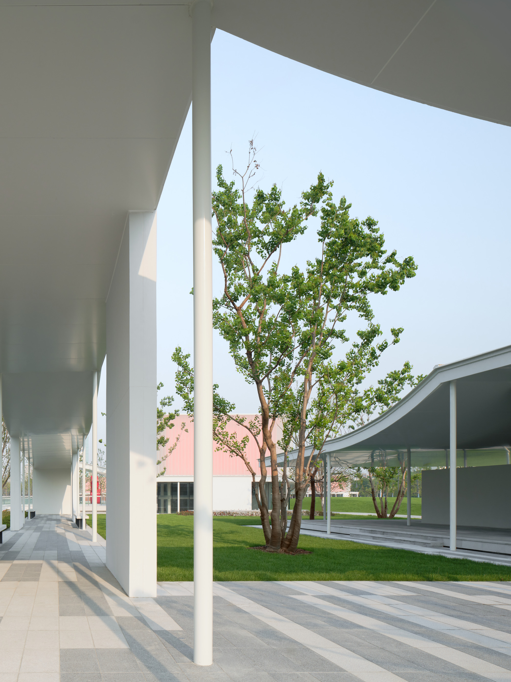 Gallery of Kunshan City Square / Dazhou And Associates - 24