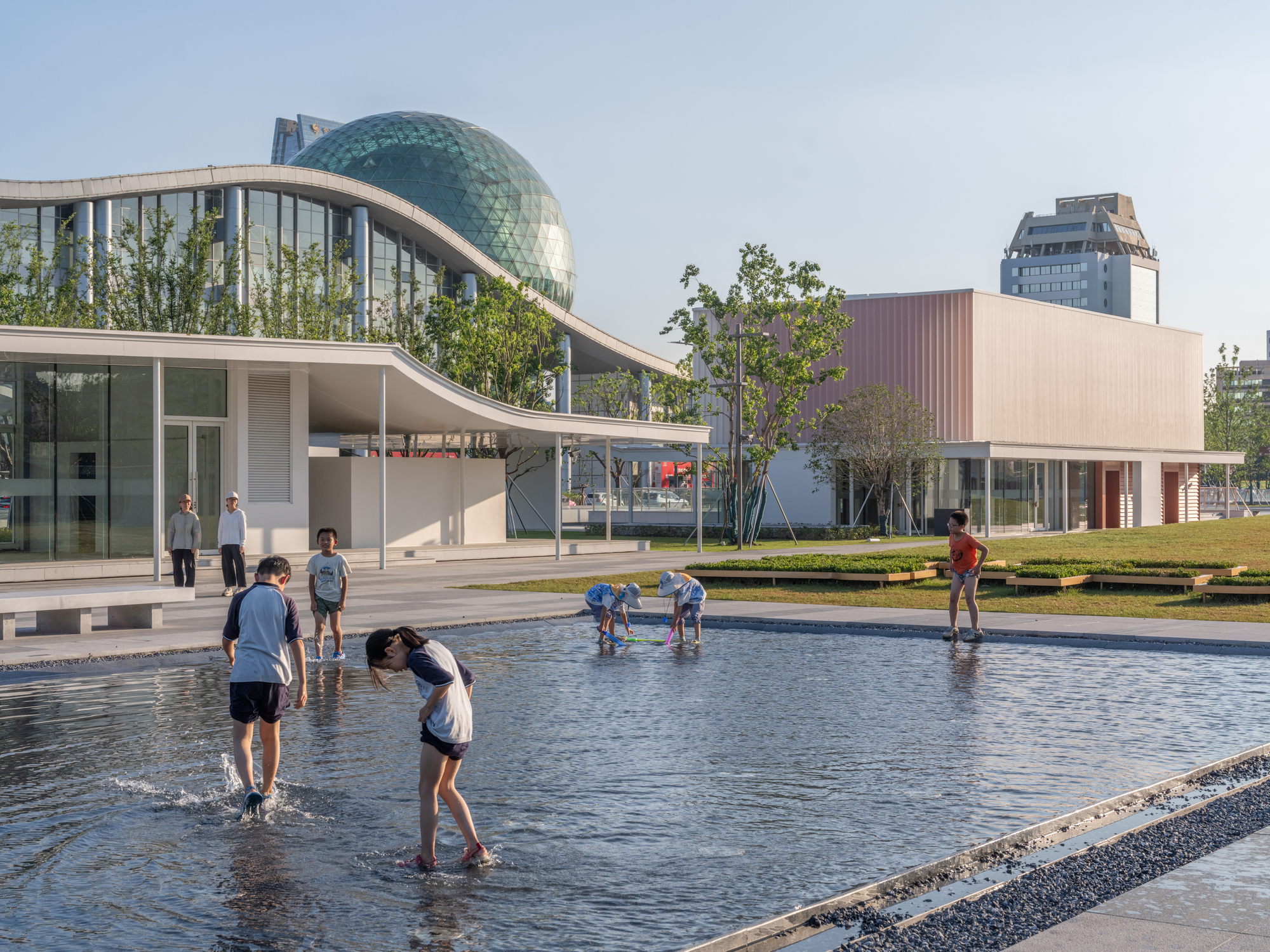 Galería de Plaza de la Ciudad de Kunshan / Dazhou And Associates - 5