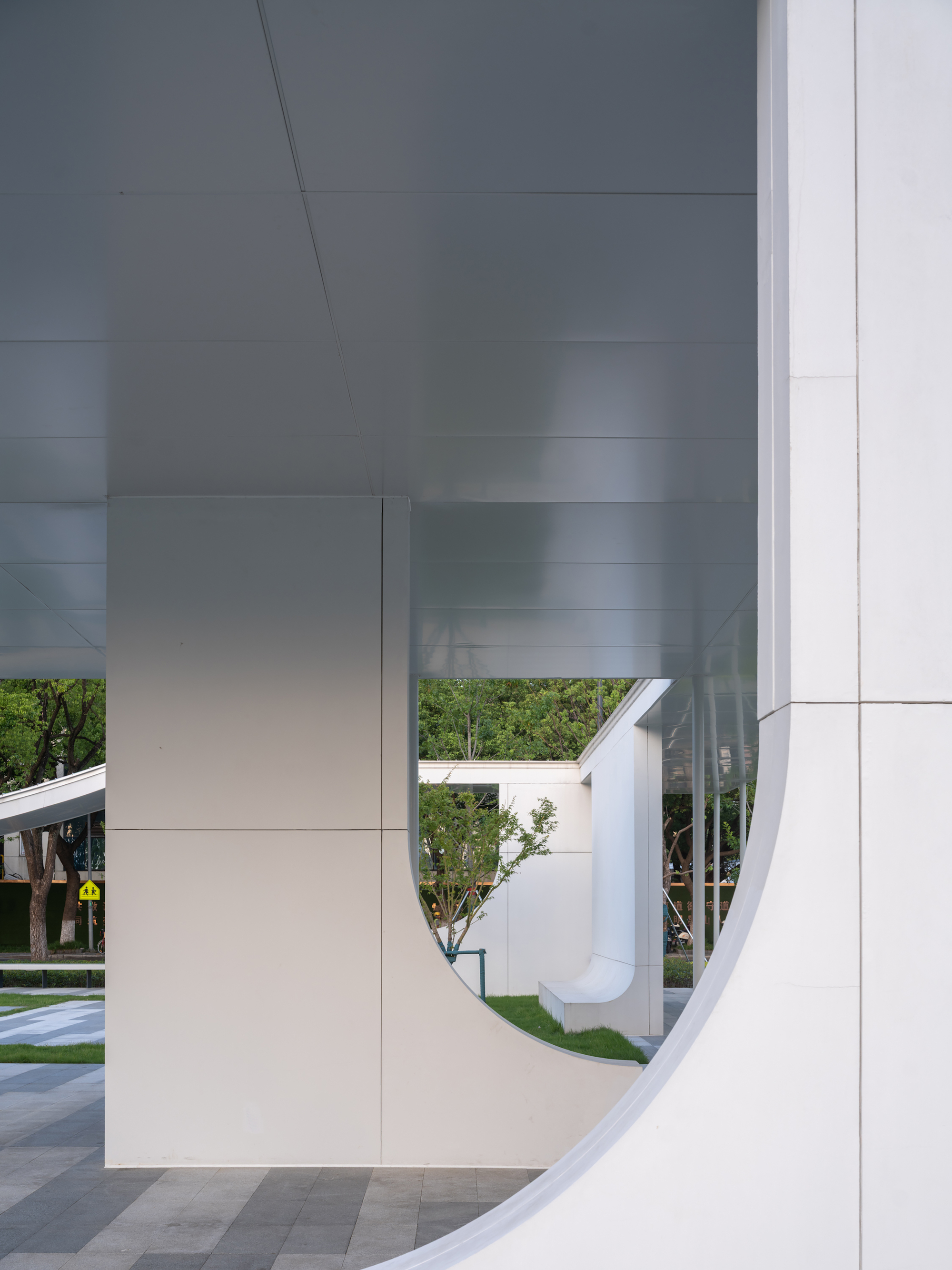 Gallery of Kunshan City Square / Dazhou And Associates - 17