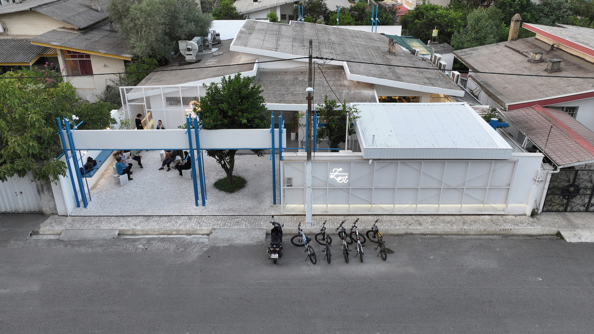 Galeria de Zest Café / VAHID JOUDI STUDIO [Architecture + Design ...