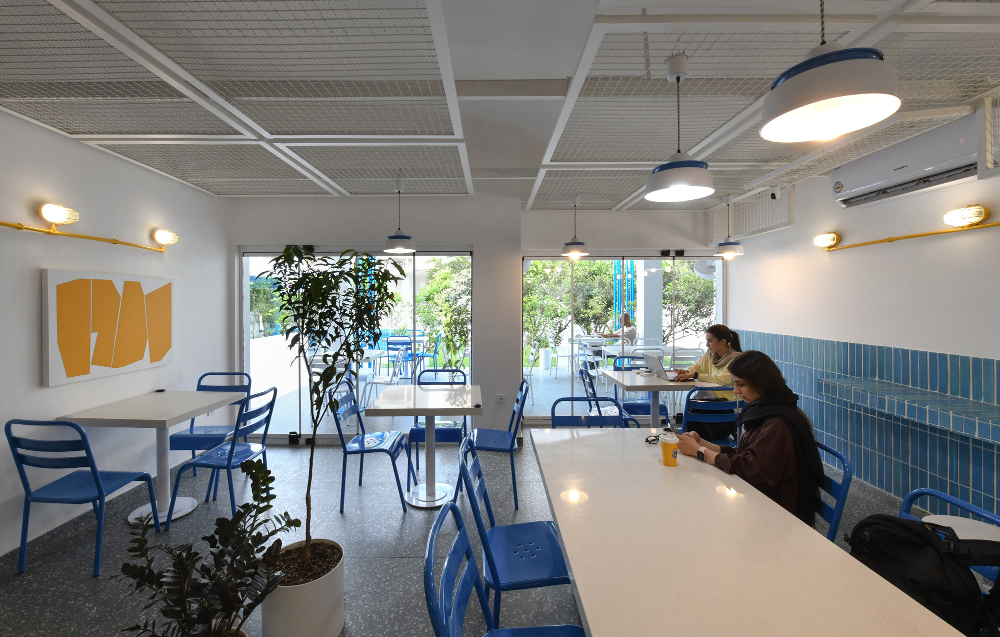 画廊 活力咖啡馆 / VAHID JOUDI STUDIO [Architecture + Design + Construction] - 14