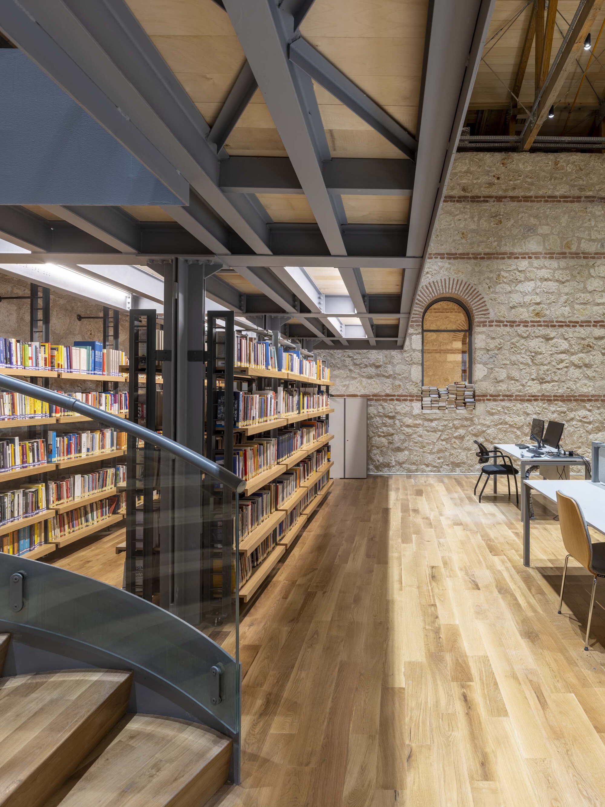 Gallery of Rami Library / Han Tümertekin Design & Consultancy - 17