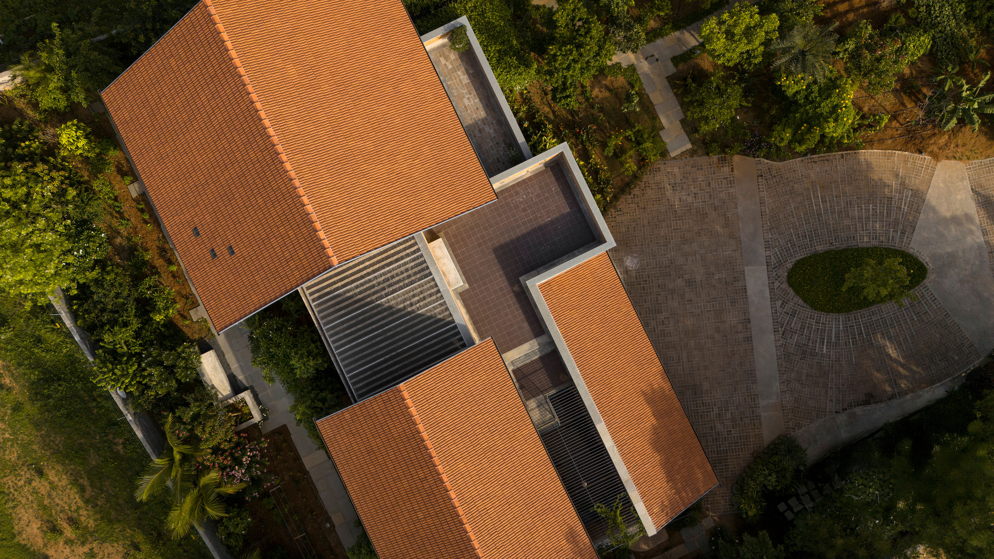 Gallery of Nandivardhanam House / Studio Inscape - 30