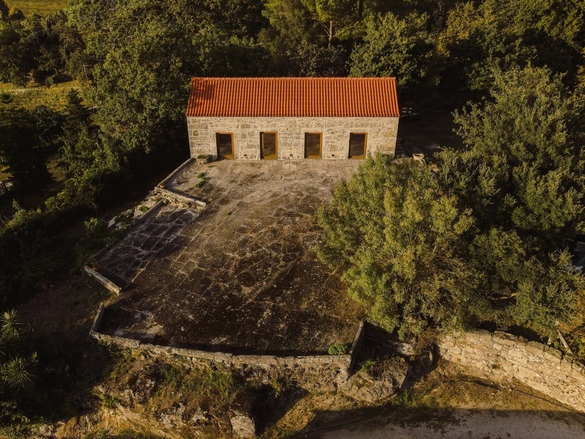 Gallery of House Eira do Cruzeiro / NOVA - 9