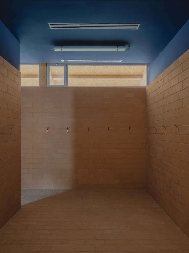 Gallery of Ripoll - Changing Rooms and a Multi-Purpose Hall / MH.AP ...