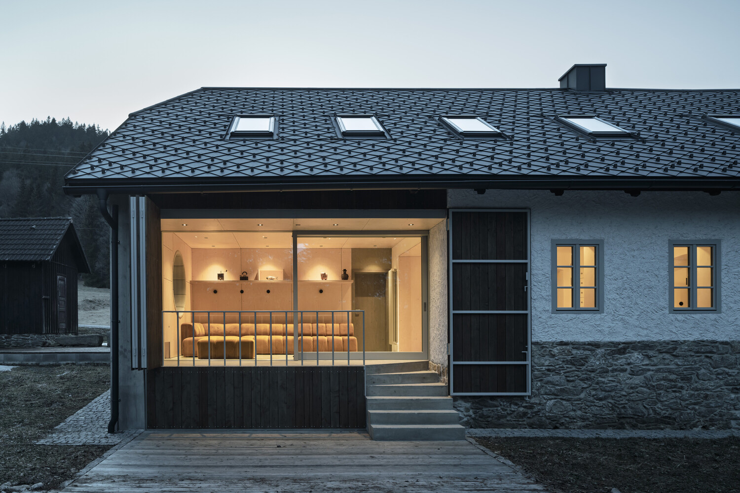 Gallery of Borová Lada Cottage / Studio Plyš - 33