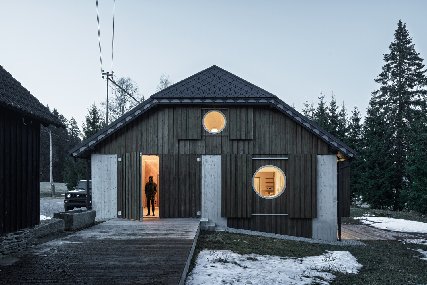 Gallery of Borová Lada Cottage / Studio Plyš - 36