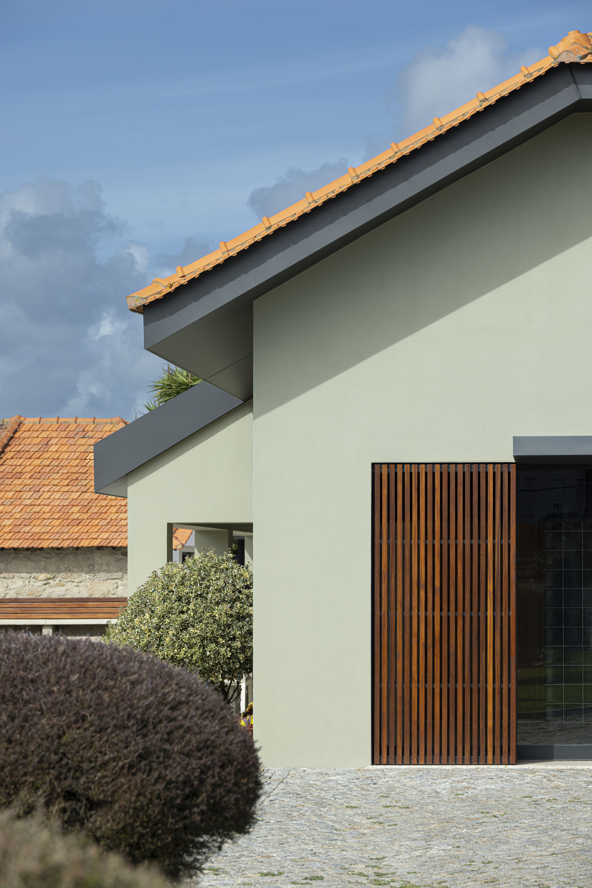 Gallery of Mill House / Silverline - 6