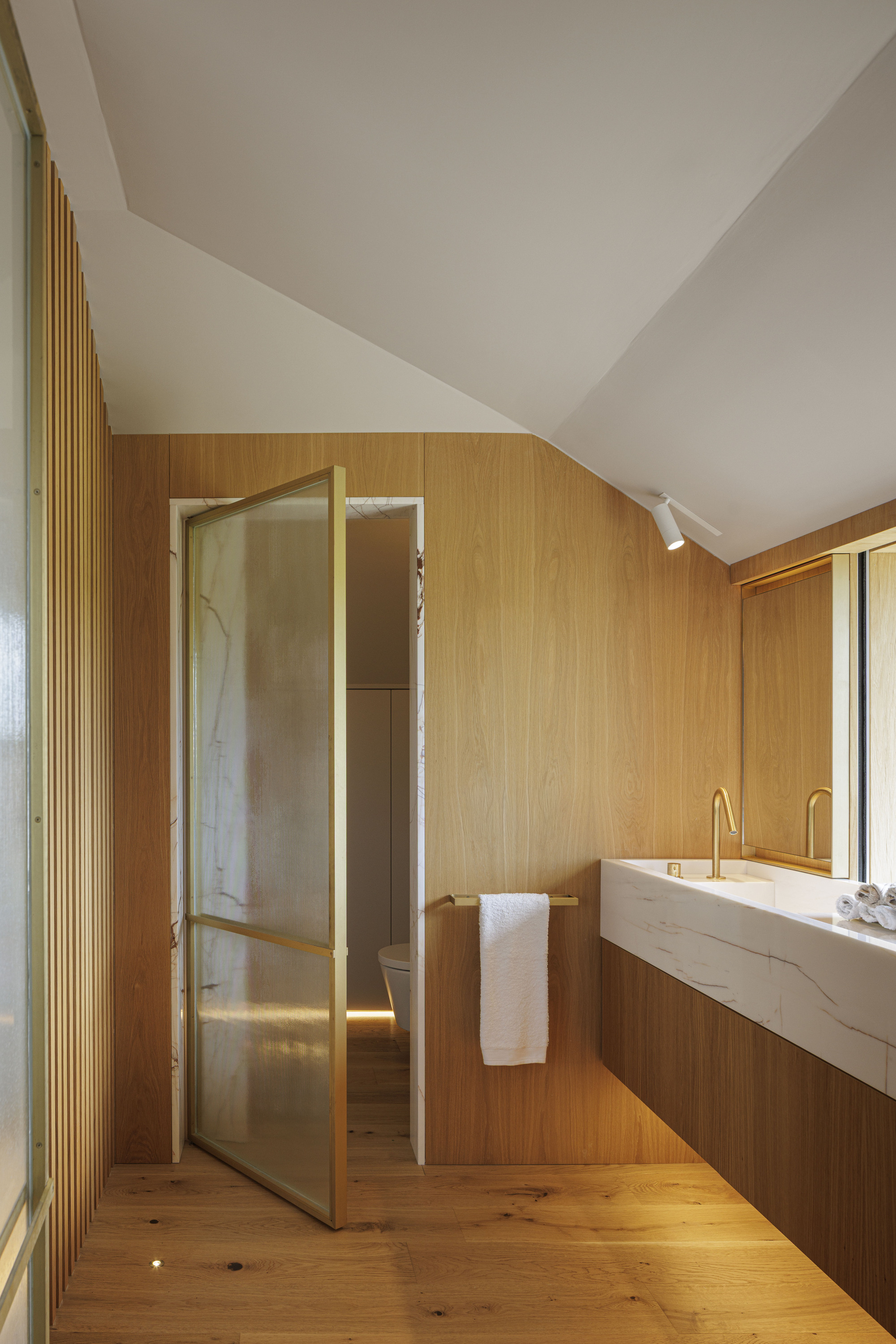 Gallery of Mill House / Silverline - 11