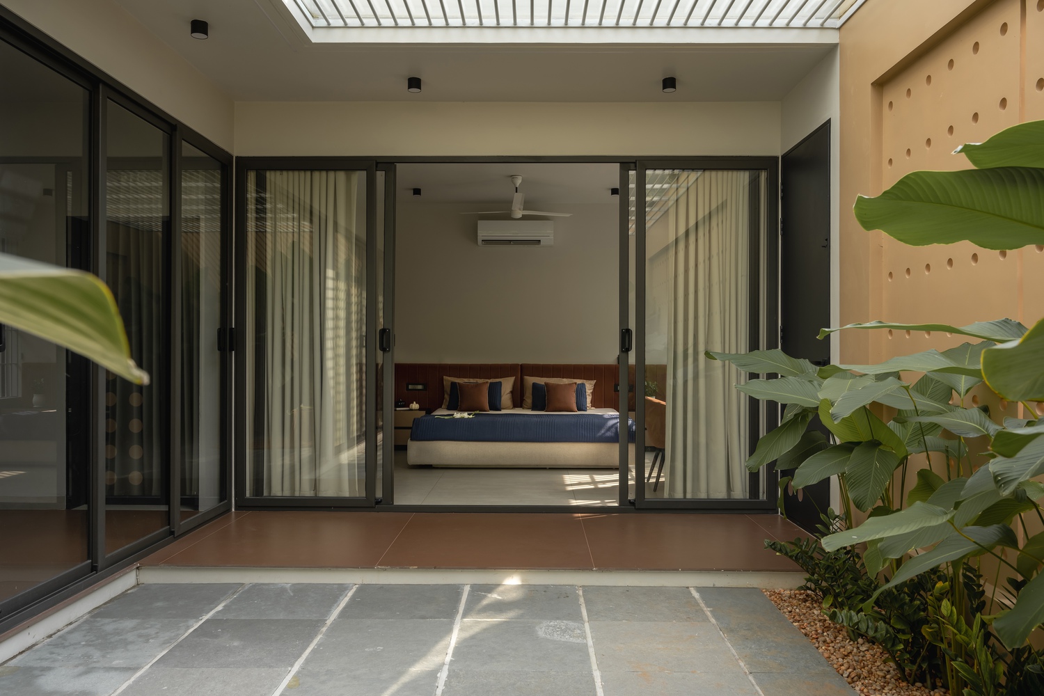 Gallery of Corridor House 2.0 / i2a Architects Studio - 19