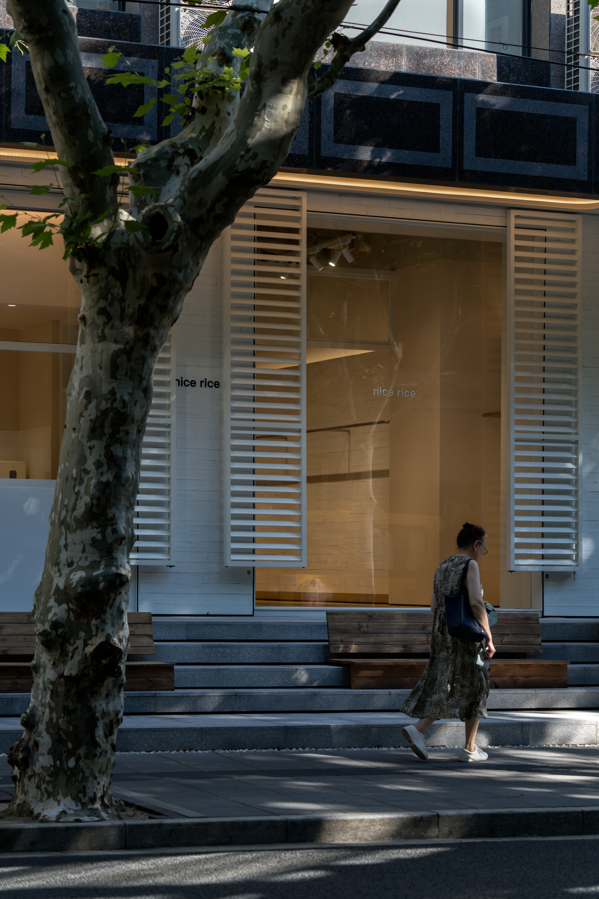 Gallery of nice rice Xinle Road Concept Store / say architects - 6