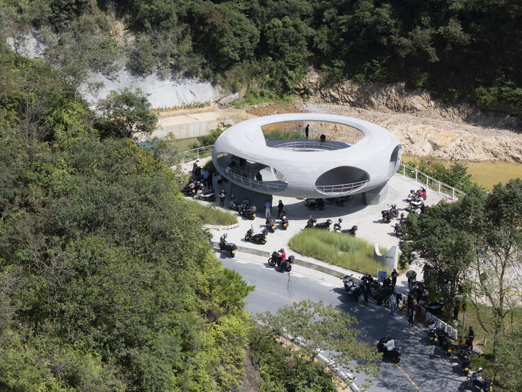 Circuito de Descanso com Vistas / HCCH Studio | ArchDaily Brasil