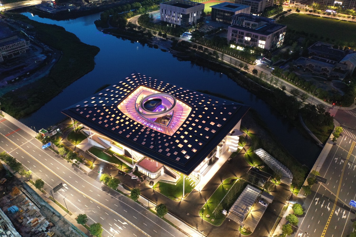 Gallery of Jiaxing HRNT Cultural Center / THAD SUP Atelier - 8