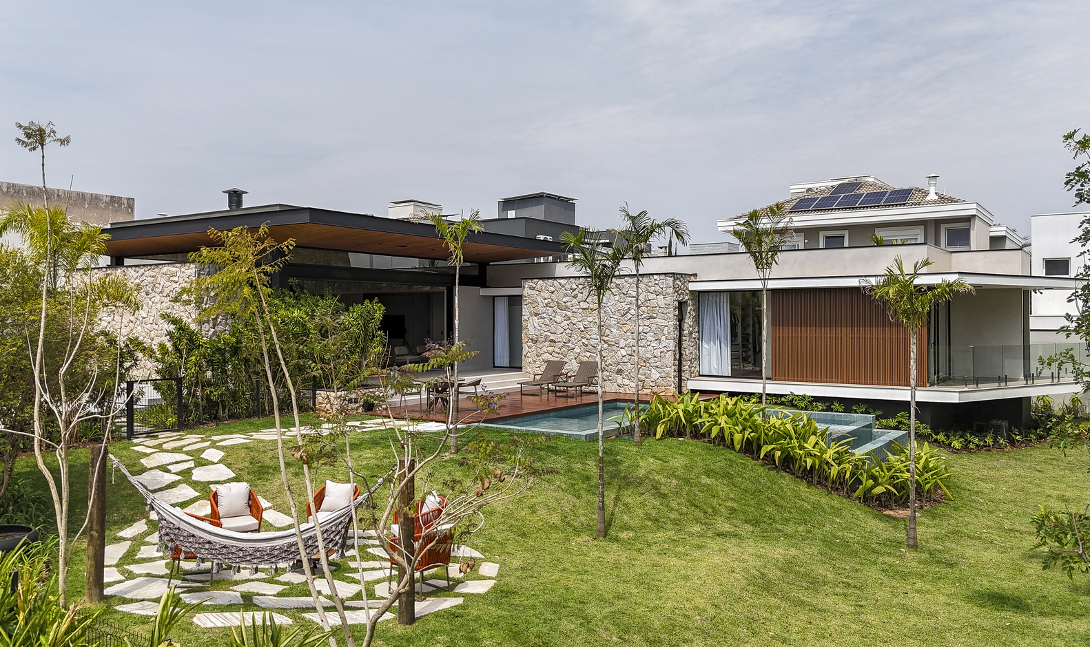 Galeria de Casa Virtis / Fitore Arquitetura - 18
