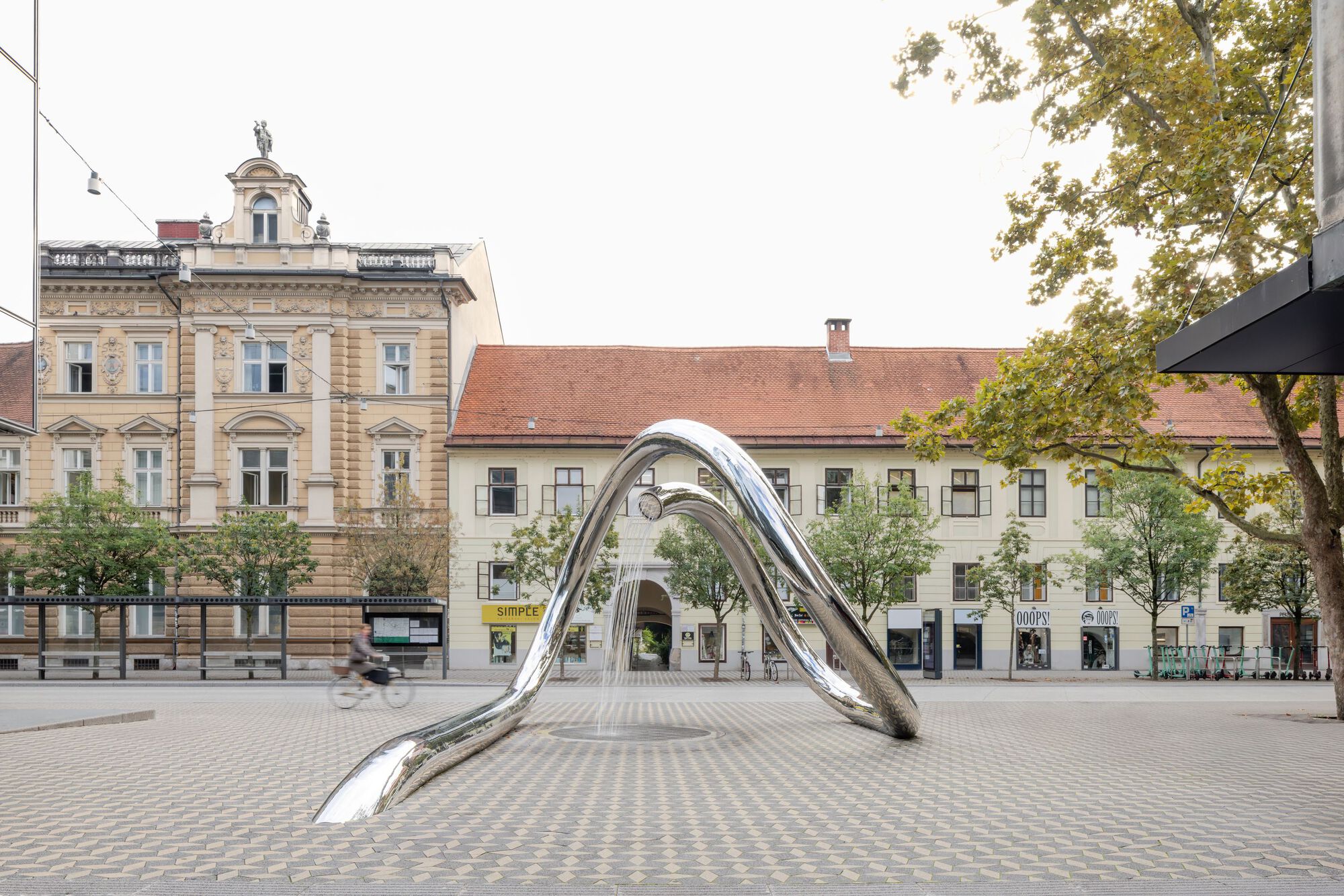 Gallery of Water Sculpture LJ / P PLUS arhitekti + m.kocbek architects - 17