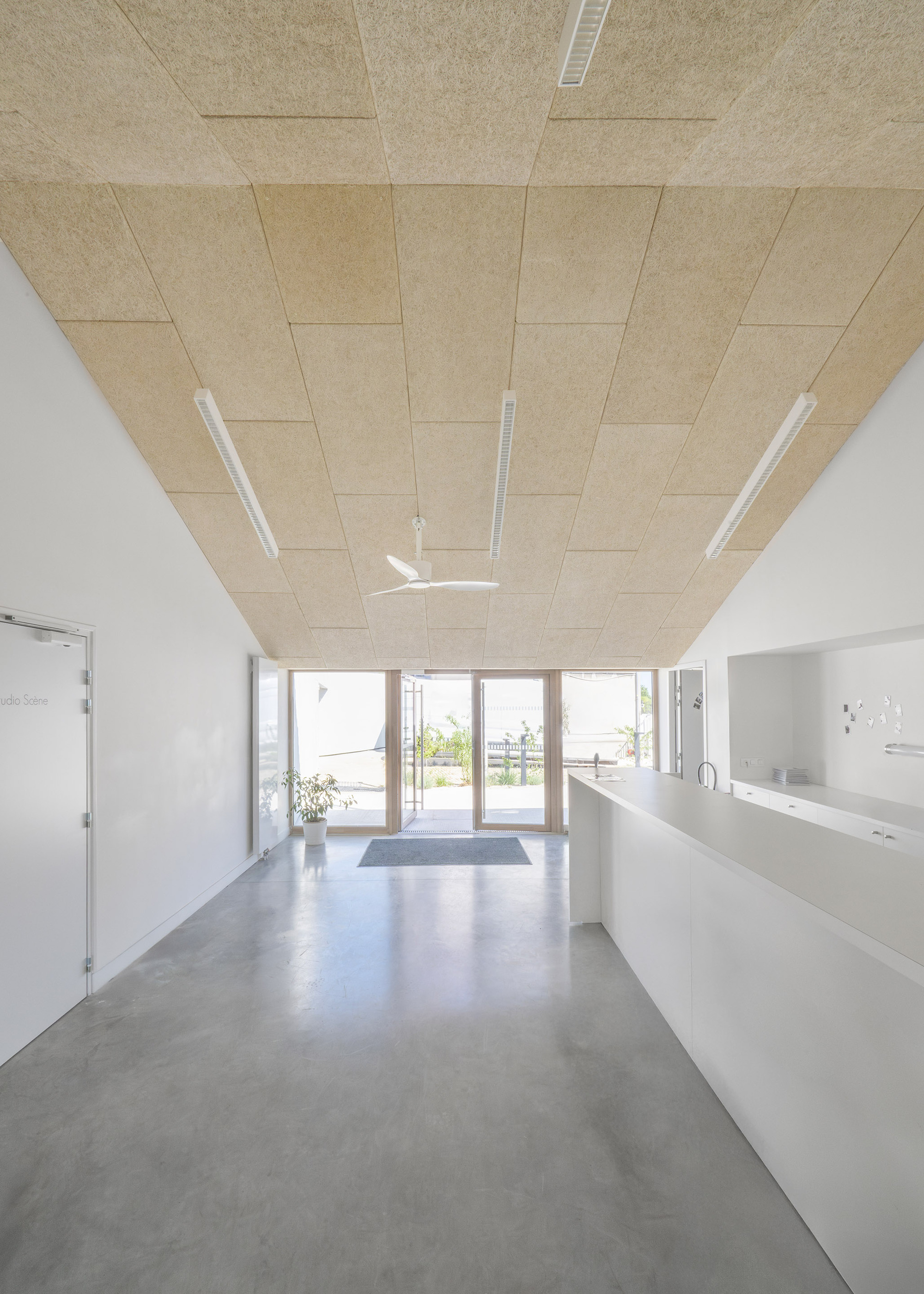 Gallery of Cultural and Musical Space / TRACKS - 8